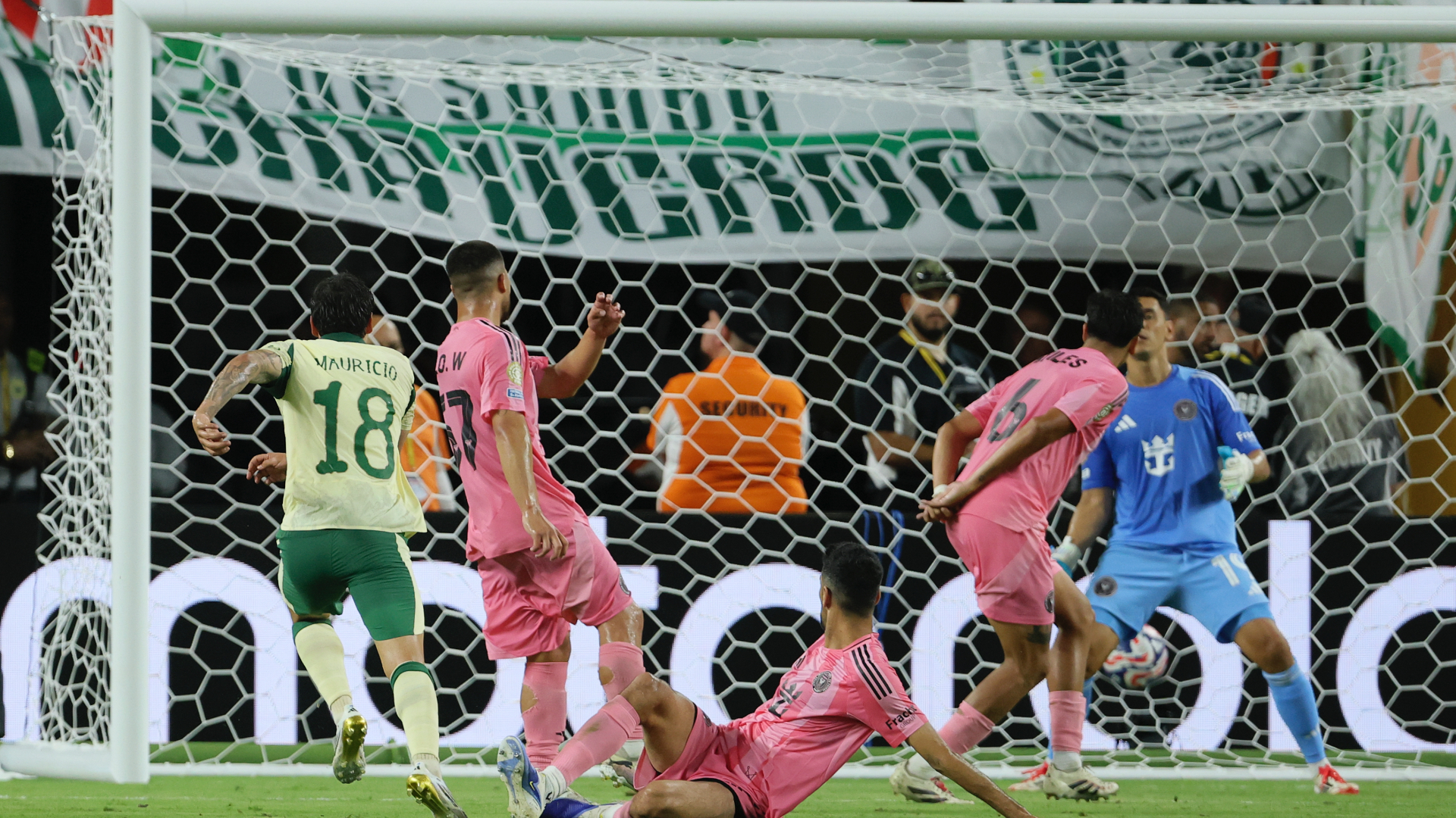 Inter Miami blows two goal lead in draw with Palmeiras | DAZN News US