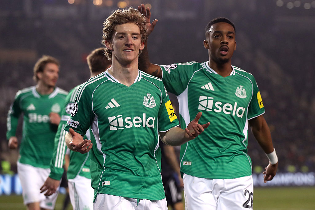 How Anthony Gordon is eclipsing European football’s greatest strikers ...