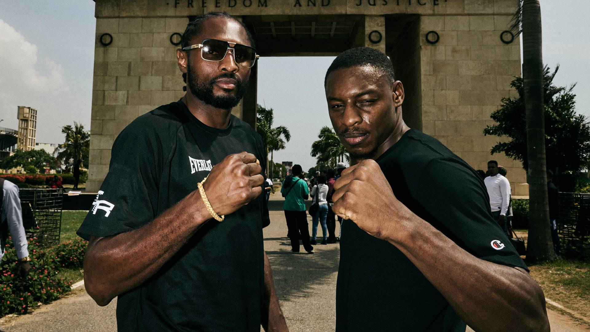 How to watch Craig Richards vs. Dan Azeez | DAZN News GB