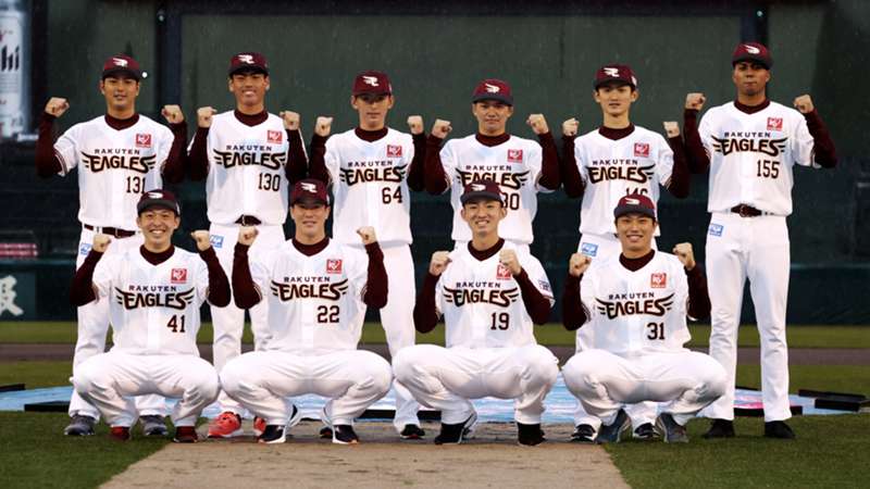 楽天が新入団選手発表会見 石井GM兼監督「自信を持ってスカウトの皆さんが推してくれた選手」｜プロ野球 | DAZN News 日本