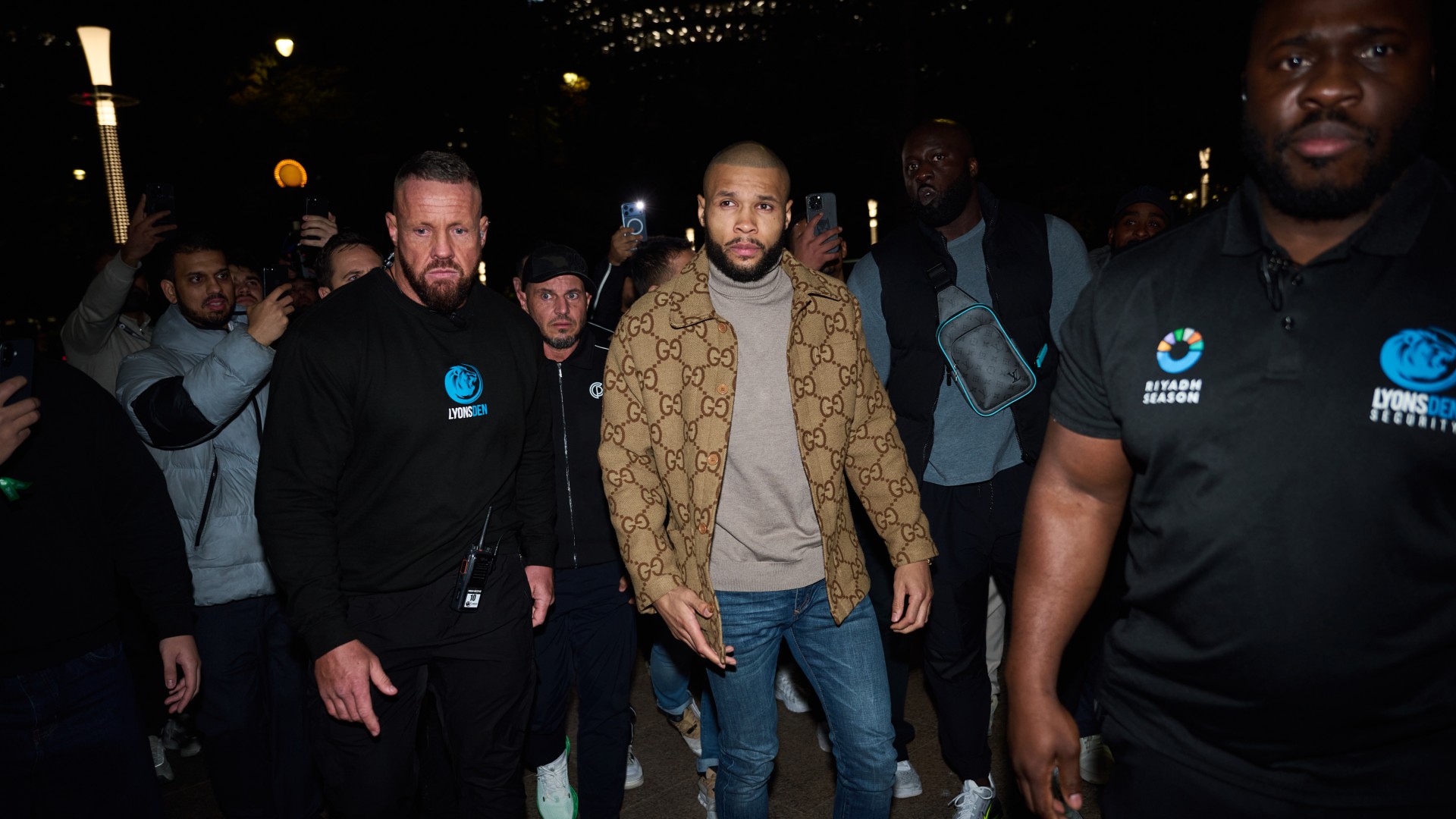 Eubank Jr vs Benn 2 arrive to kick off fight week - relive the action ...