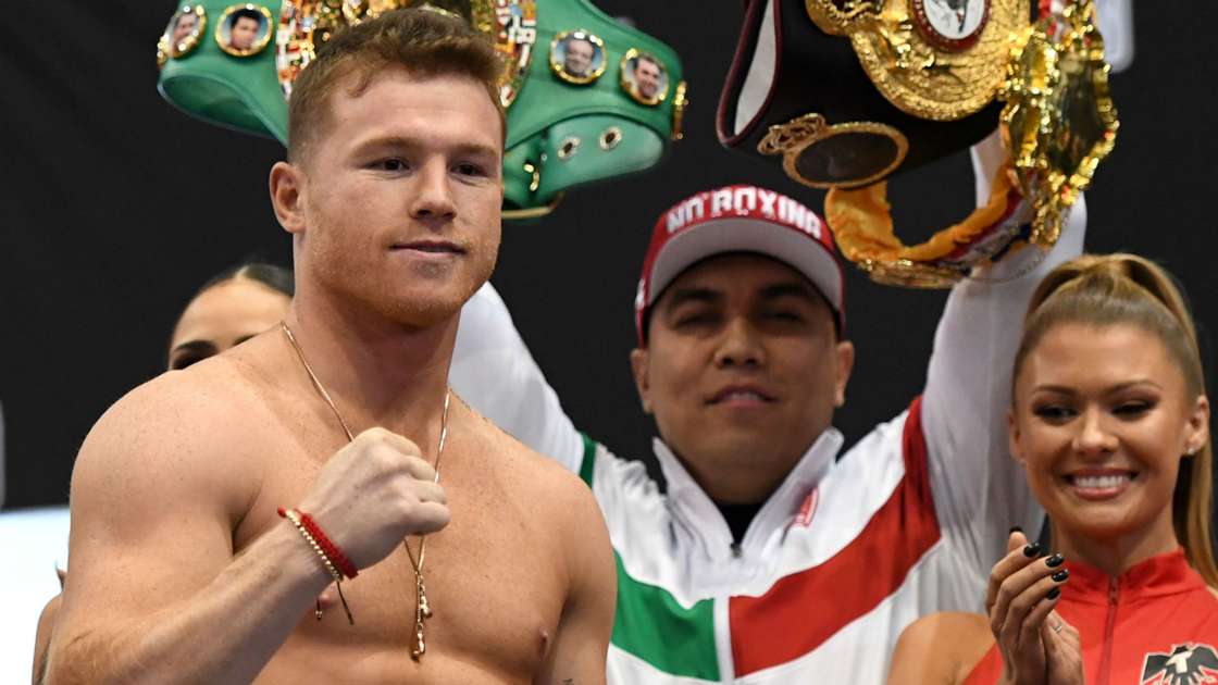 Canelo Alvarez forfeits WBO light heavyweight title | DAZN News US