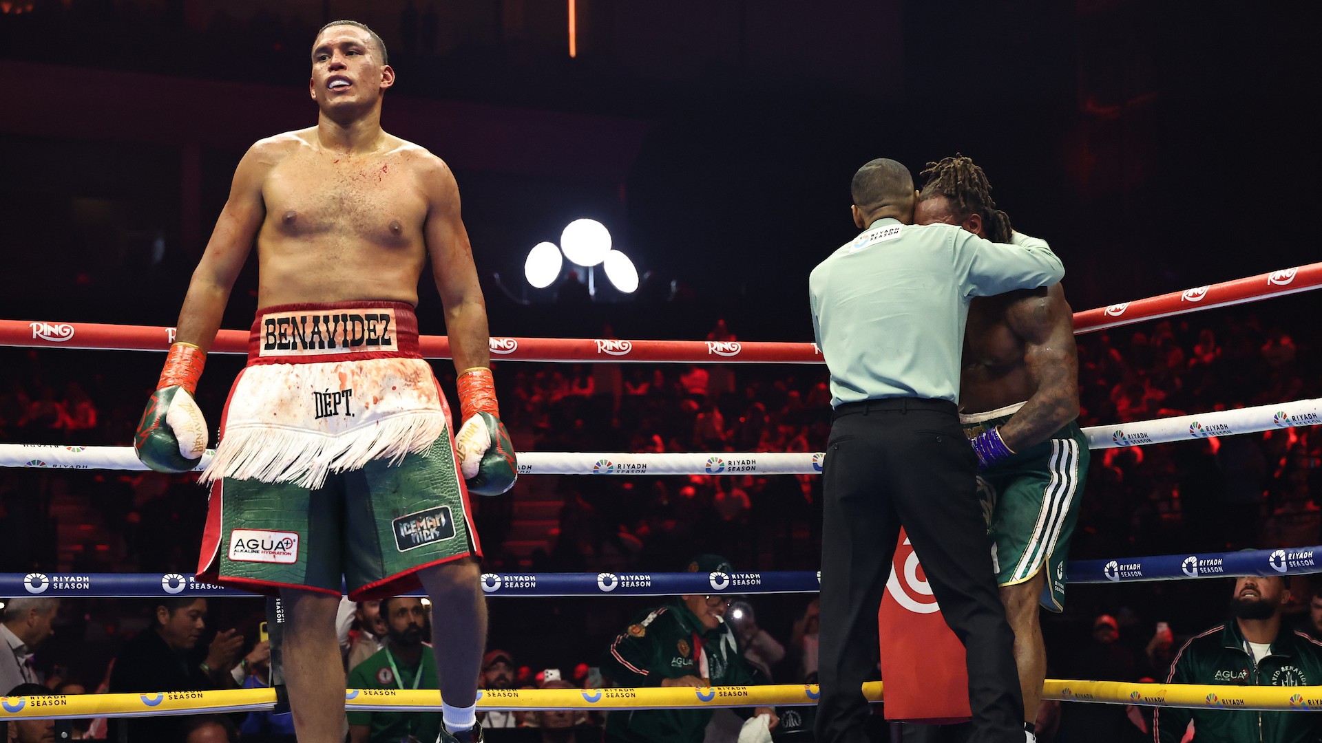 David Benavidez pummels Anthony Yarde in seventh-round TKO, confirms ...