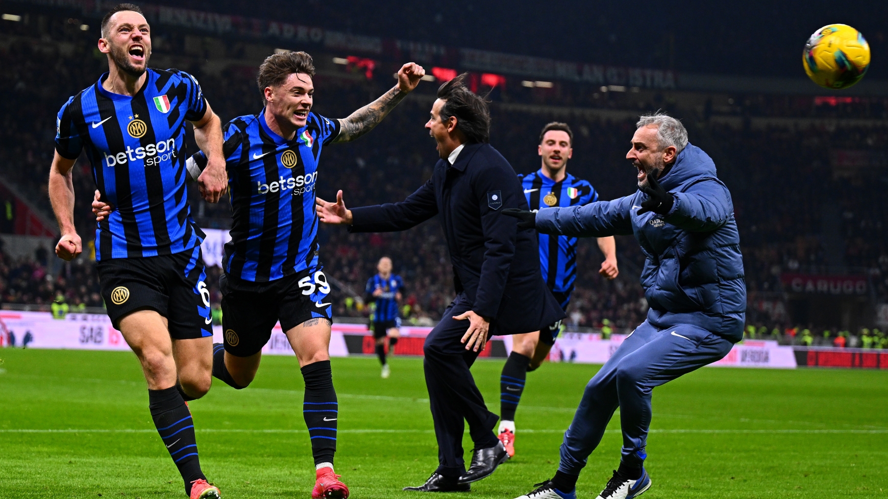 Wer zeigt / überträgt Juventus vs. Inter im TV und LIVE-STREAM? | DAZN ...