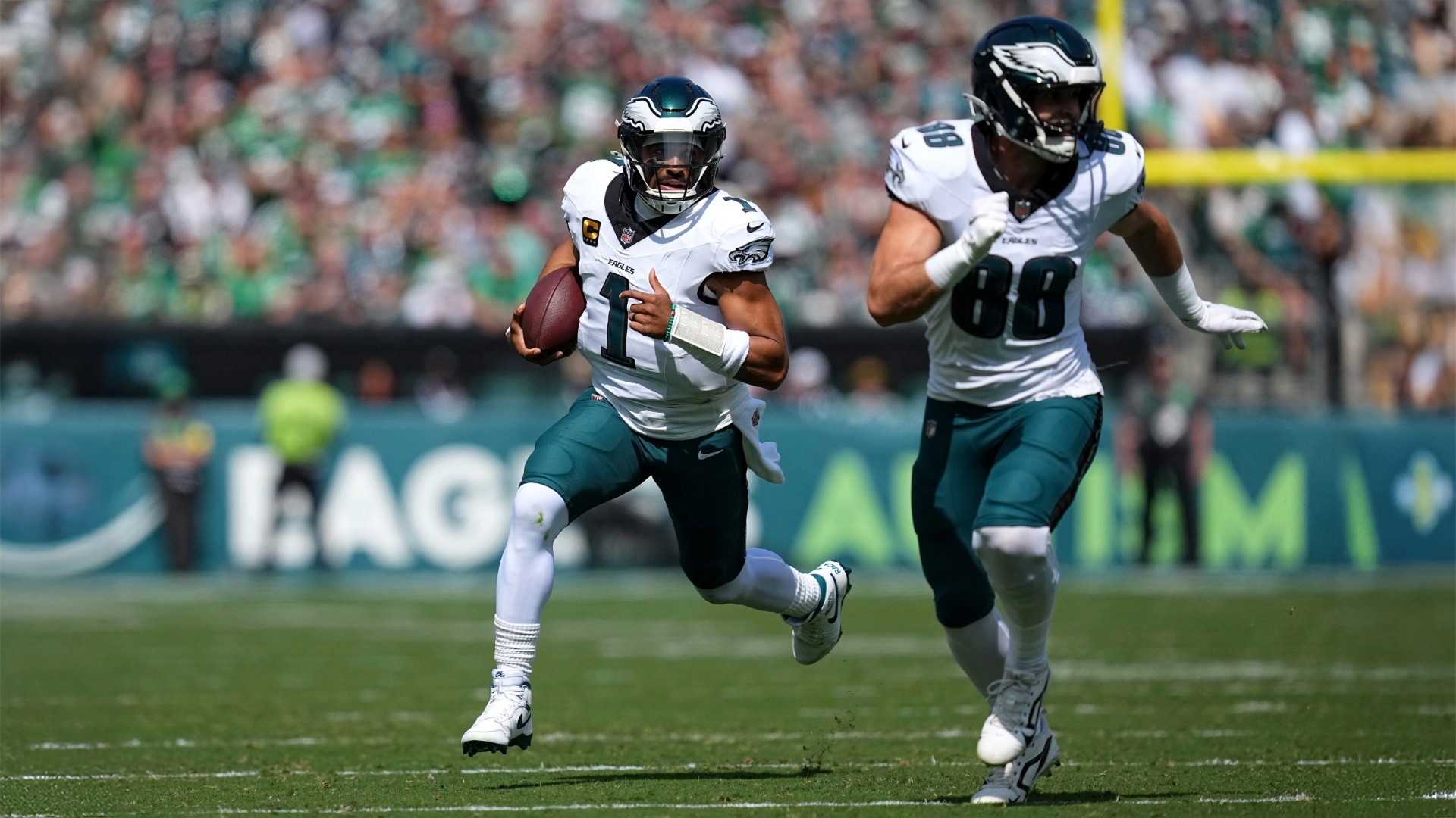 Controversial tush push nets Jalen Hurts first touchdown for the Eagles ...