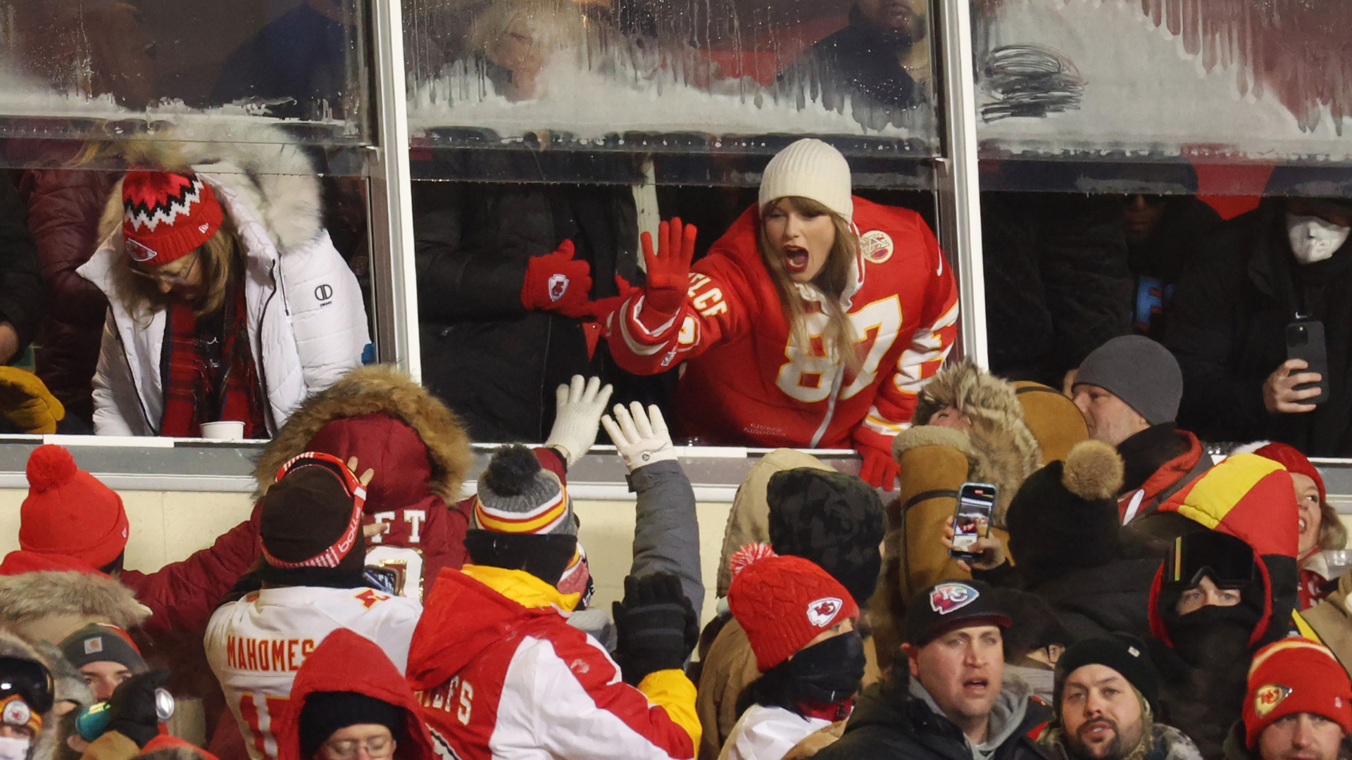 Buffalo Bills Y Su Afición Ya Esperan A Kansas City Chiefs Y A Taylor