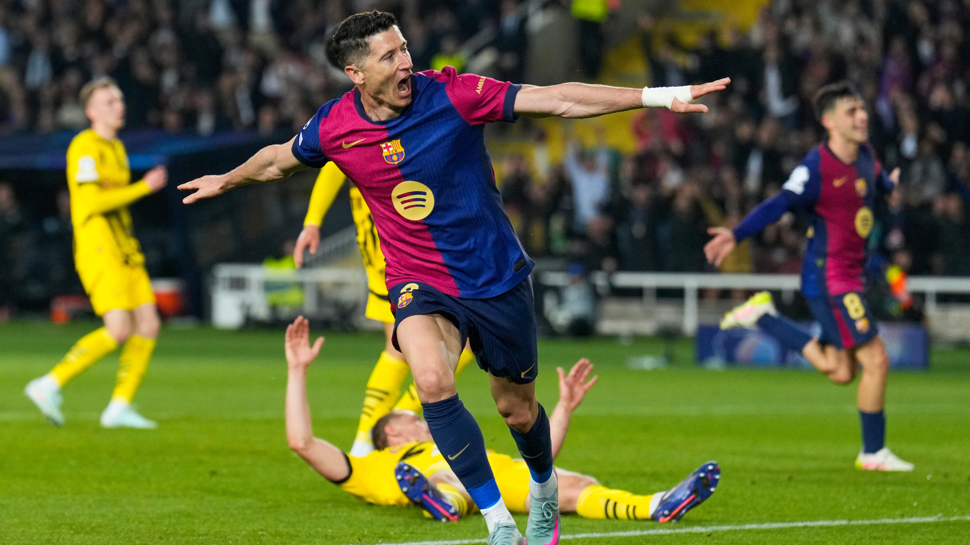 Robert Lewandowski y la ambición desmedida del FC Barcelona tras golear al Borussia Dortmund en ...