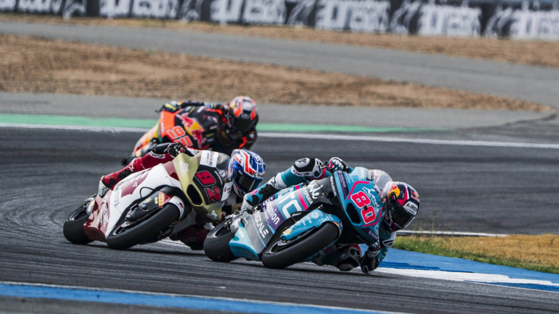 David Alonso y el 'infierno' del GP de Tailandia en su debut en Moto2: "Necesito un aftersun ...