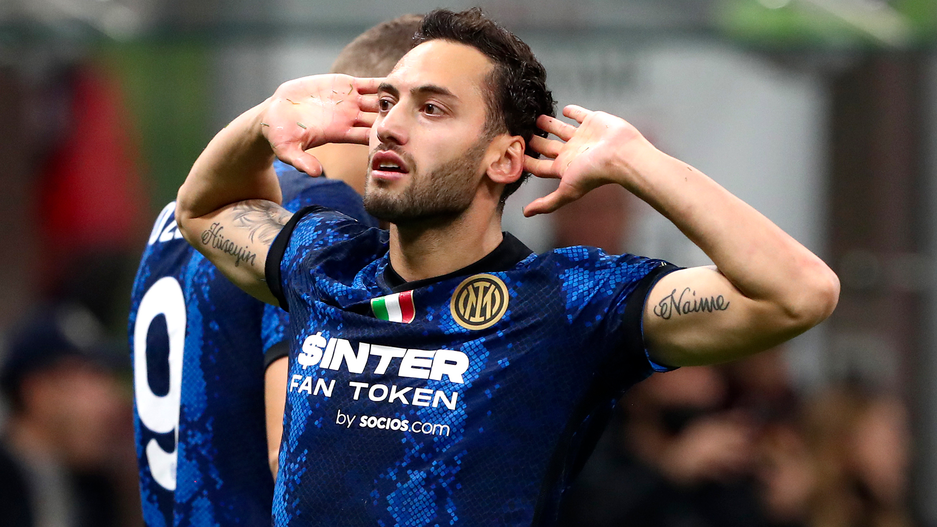 Calhanoglu, un gol da ex per entrare nella storia del Derby di Milano ...