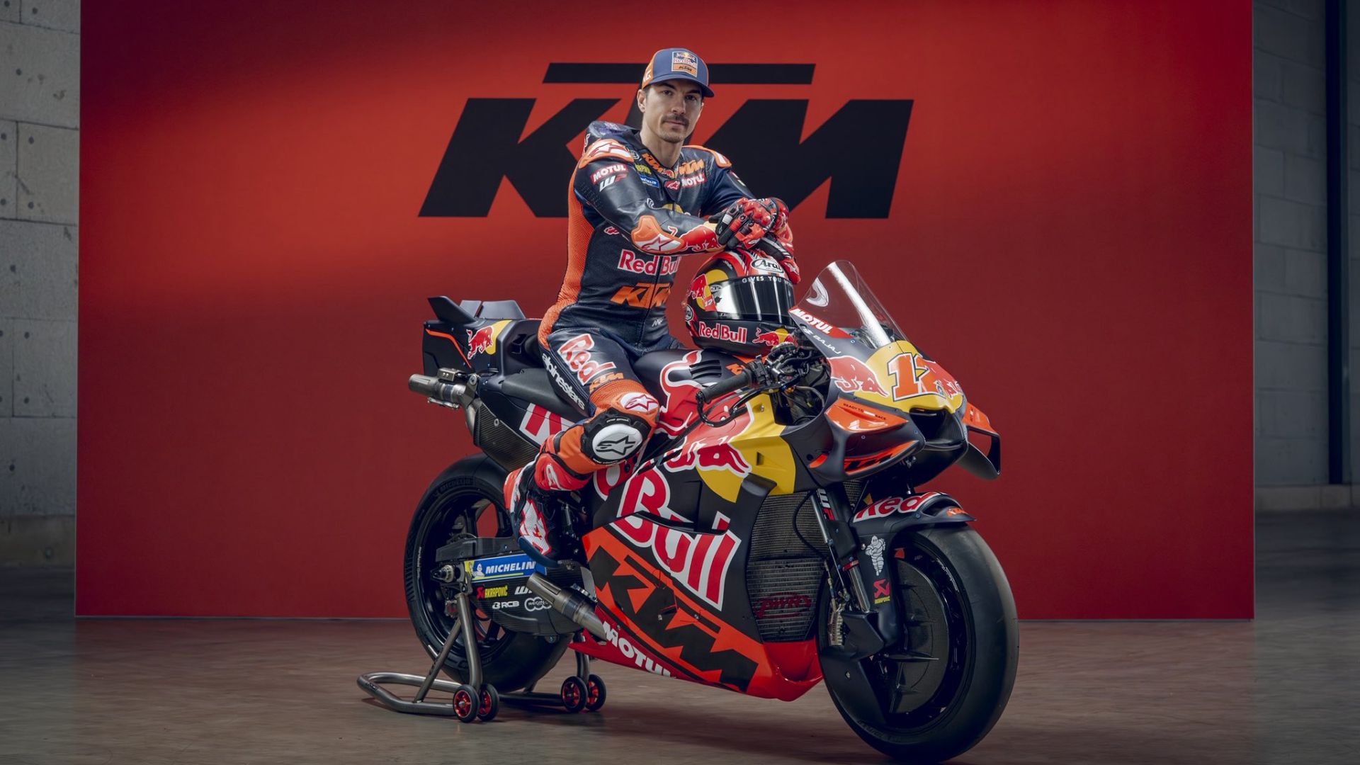 Presentación Tech3 MotoGP 2026 con Maverick Viñales y Enea Bastianini ...