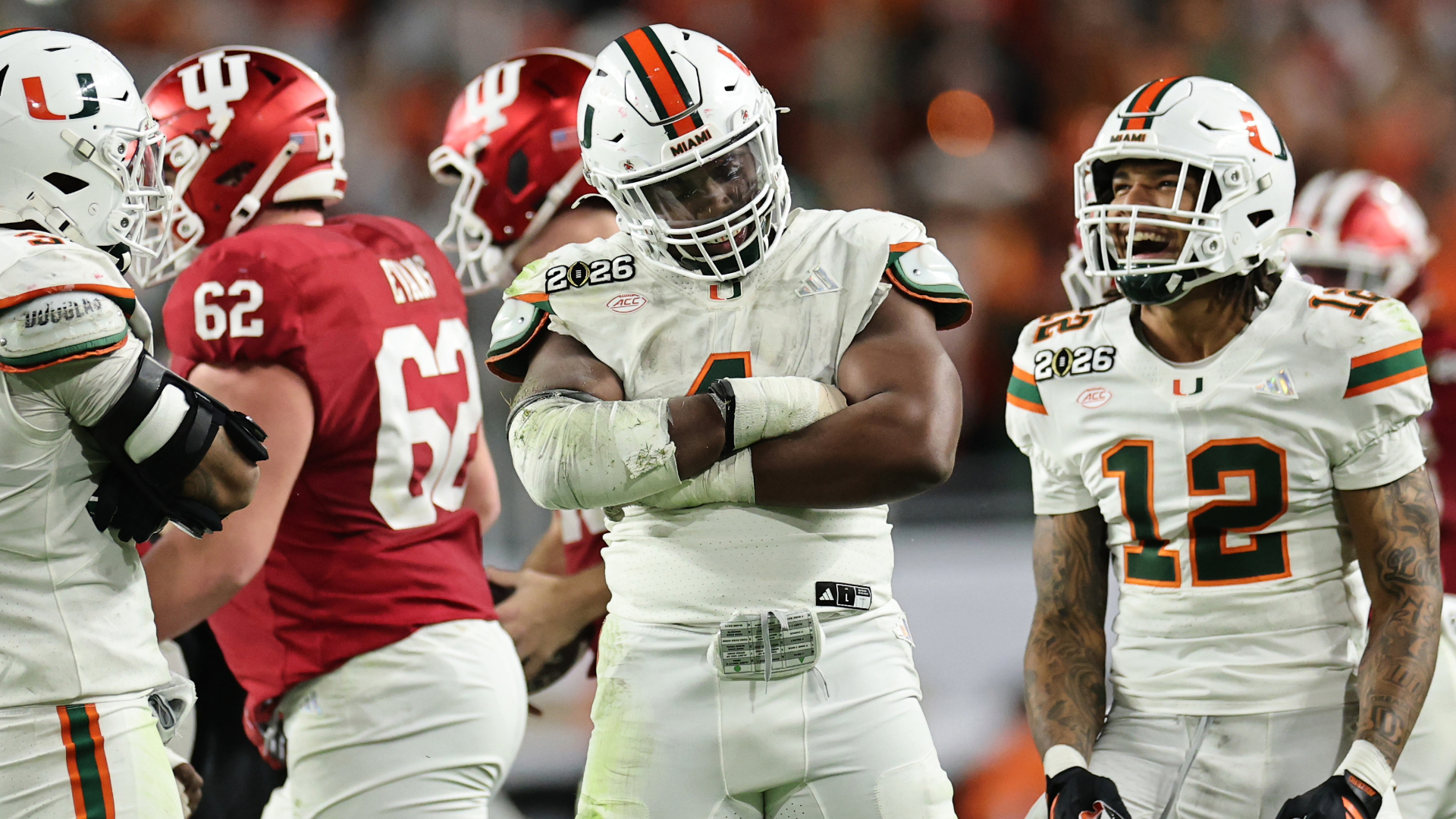 Buccaneers open OTAs with edge 'nobody could block' at rookie sessions ...