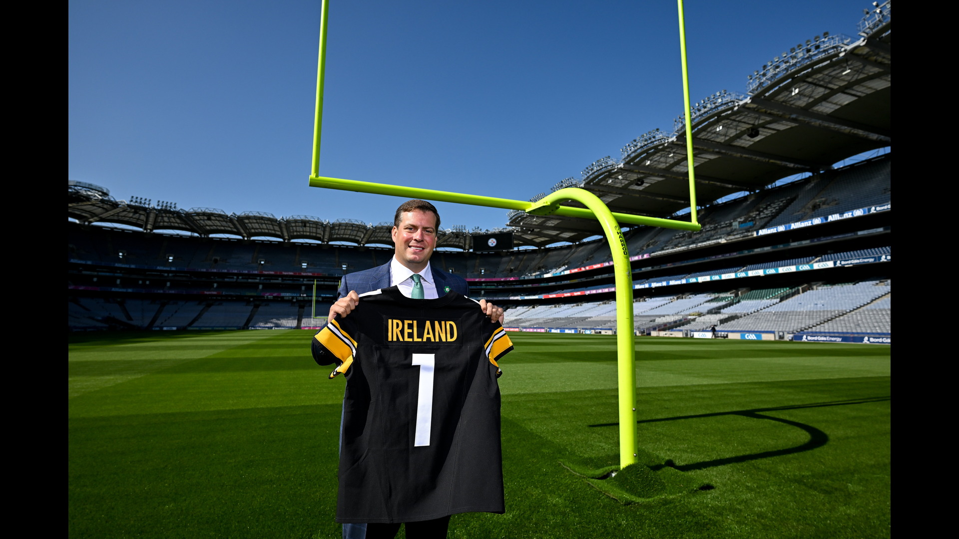 NFL fans rush to secure tickets for Ireland’s first-ever regular season game | DAZN News US