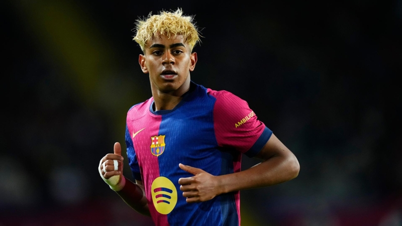 Barca - Real live sehen: Wo läuft heute El Clasico? | DAZN News DE