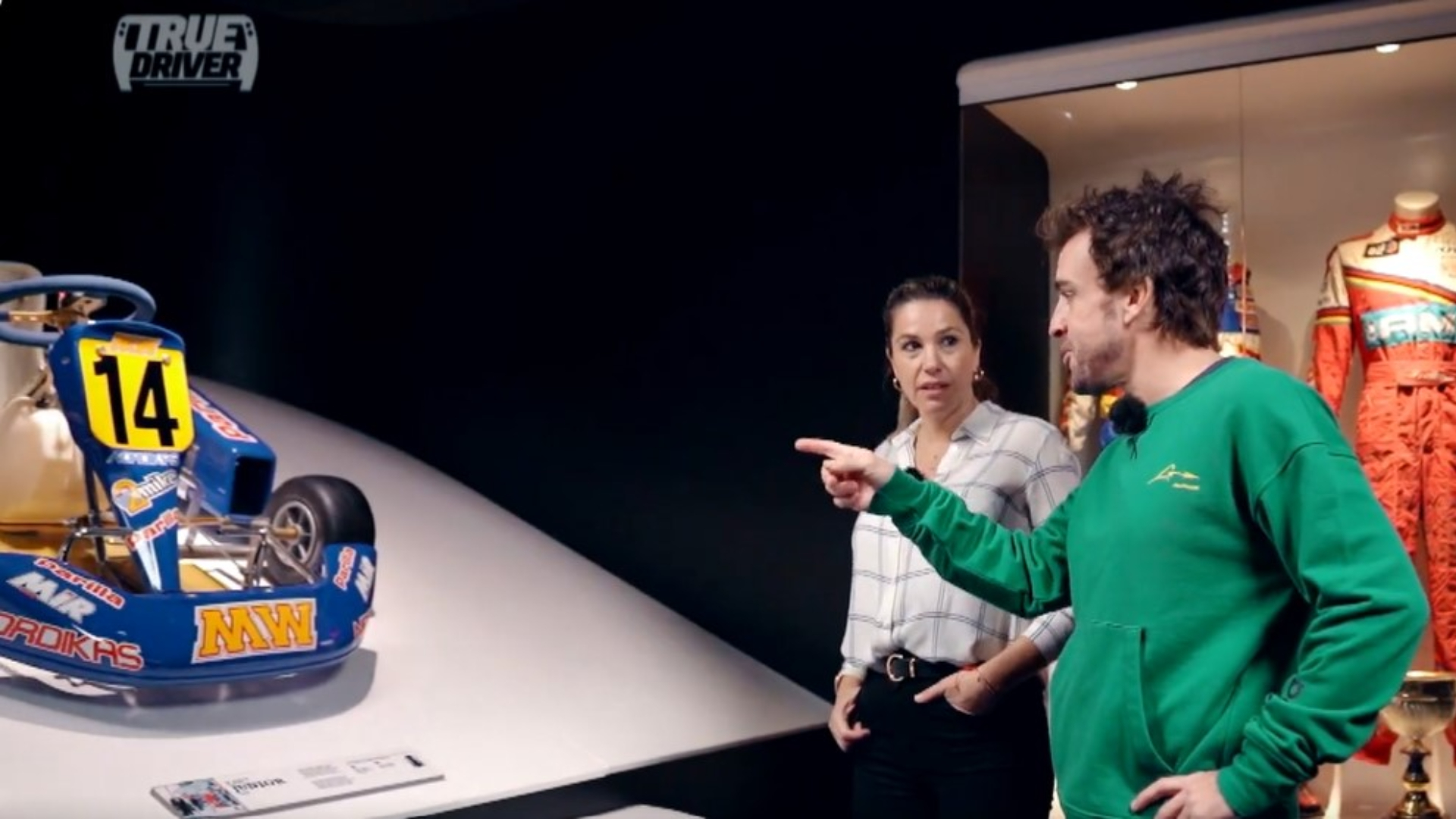 Fernando Alonso cuenta el origen del número '14' y por qué lo lleva en ...