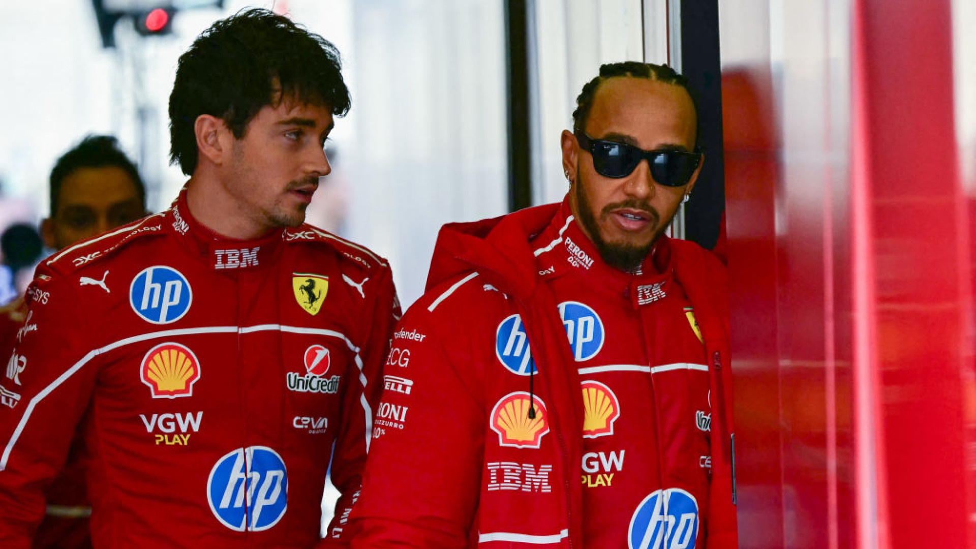 Marc Gené analiza la 'guerra' interna entre Charles Leclerc y Lewis Hamilton en Ferrari: "Se ...