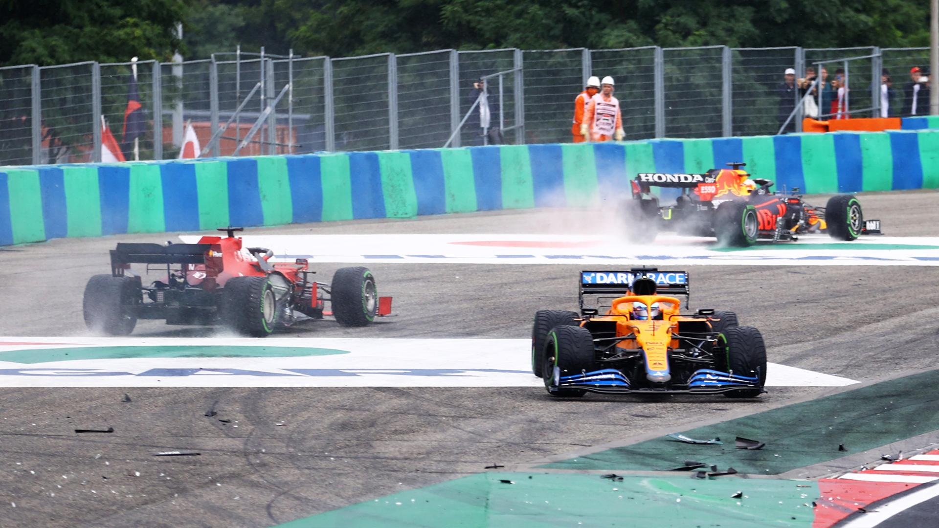 Max Verstappen y la carrera donde desafió la física con medio Red Bull ...