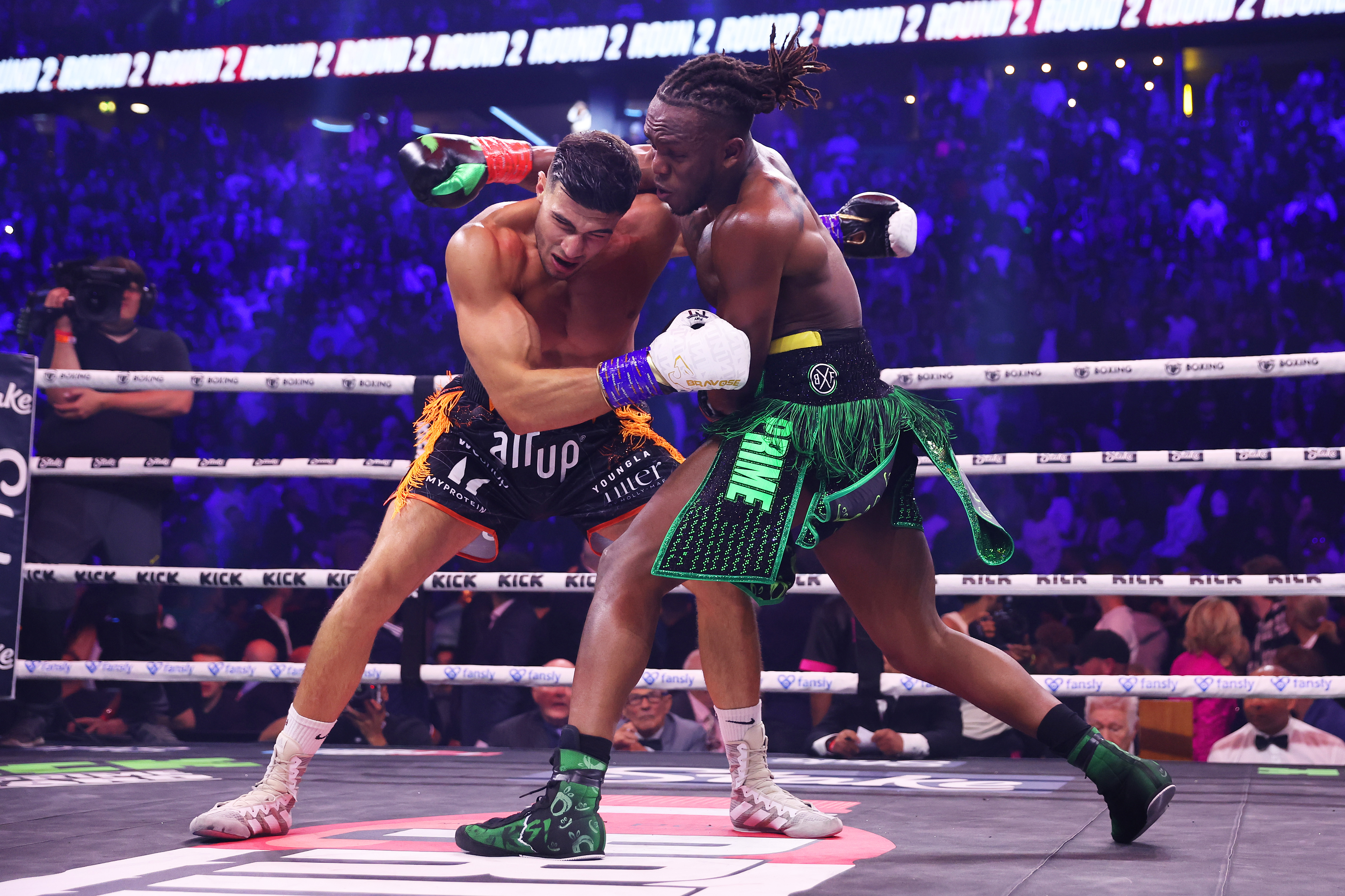Tommy Fury grabs narrow win over KSI but was controversial decision the ...