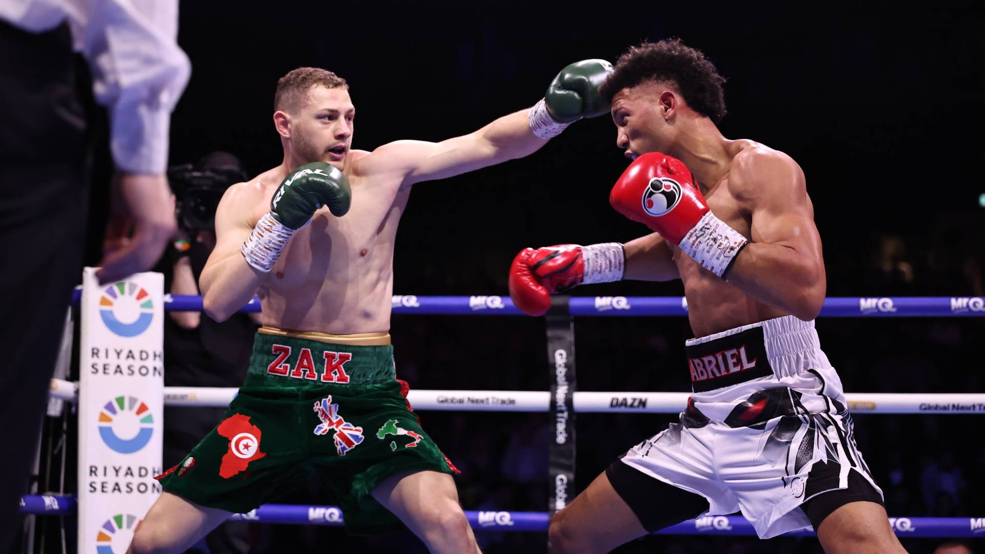 Résumé : un boxeur britannique signe la surprise de l’année face à un ...