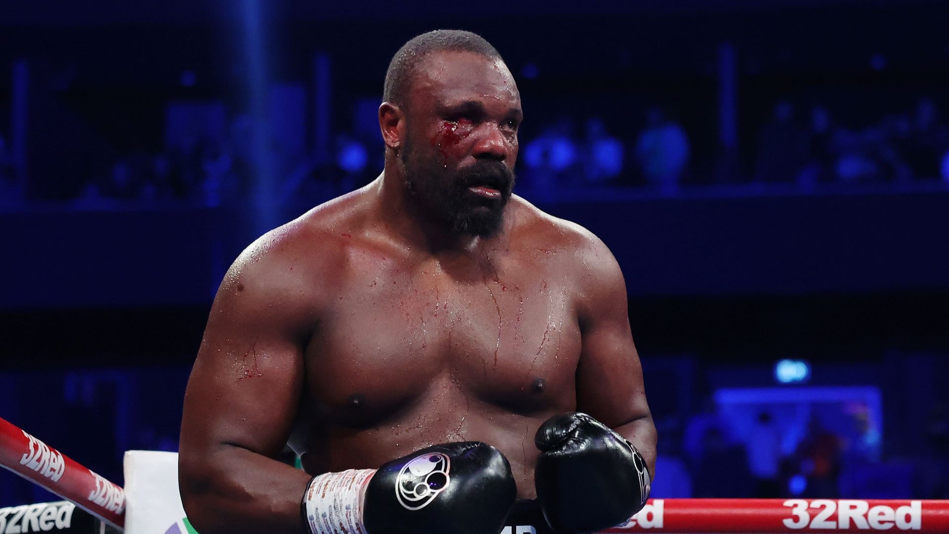 Derek Chisora emerges as shock target for unbeaten cruiserweight world ...