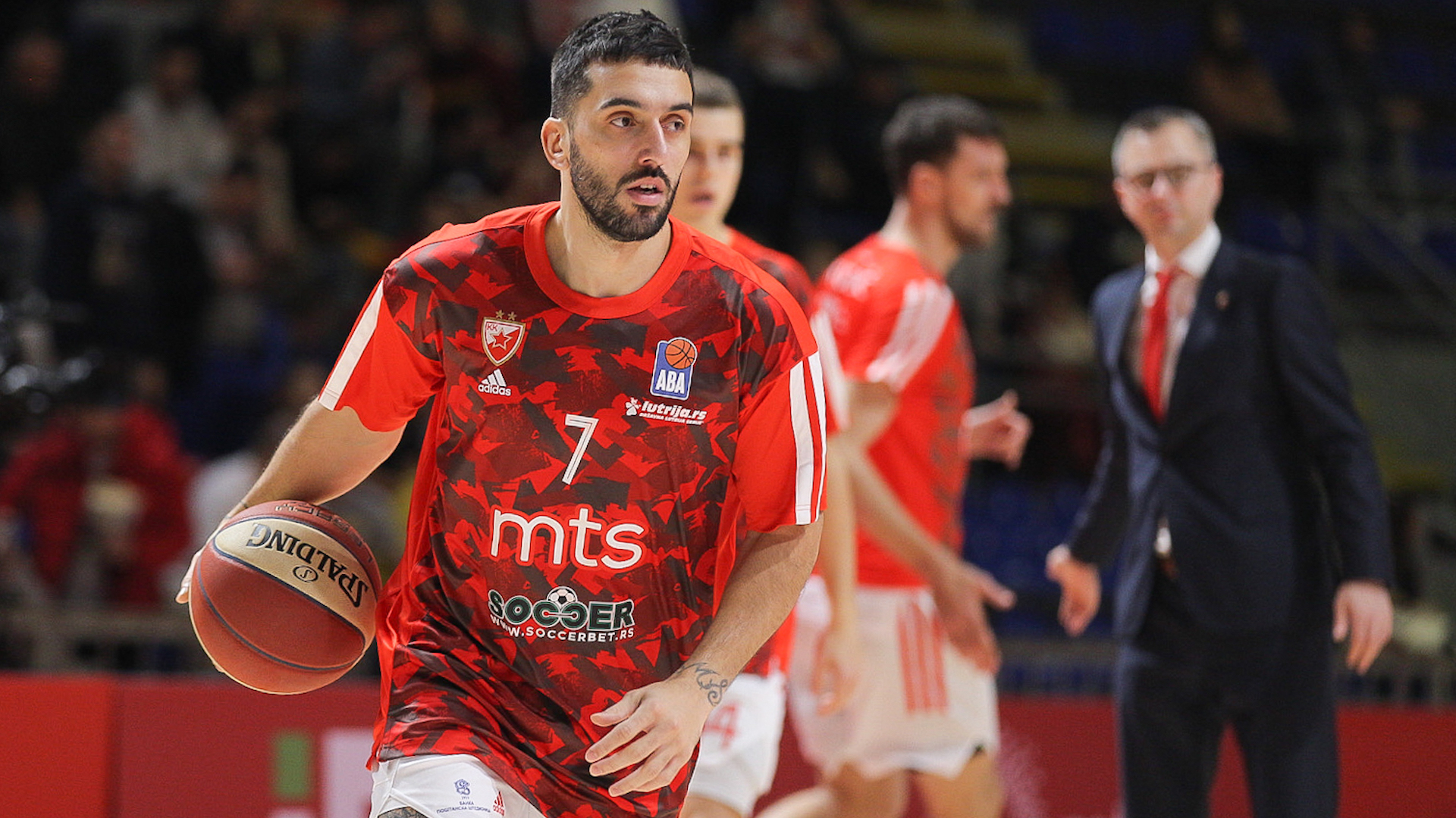 ¿Puede jugar Facundo Campazzo la Euroliga con Estrella Roja? | DAZN News ES