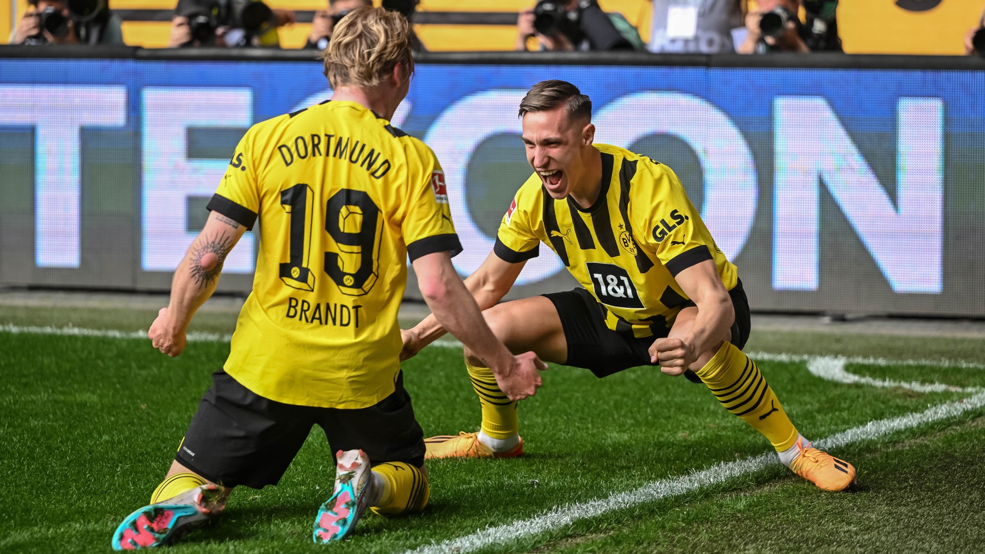 BVB vs. Rot-Weiß Oberhausen live: Testspiel heute im TV und LIVE-STREAM ...