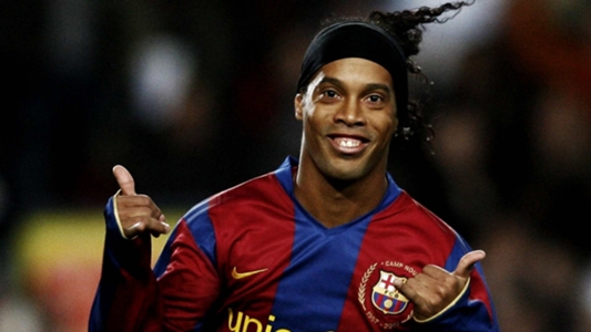 Ronaldinho, compleanno con un sorriso: 10 curiosità sulla leggenda ...