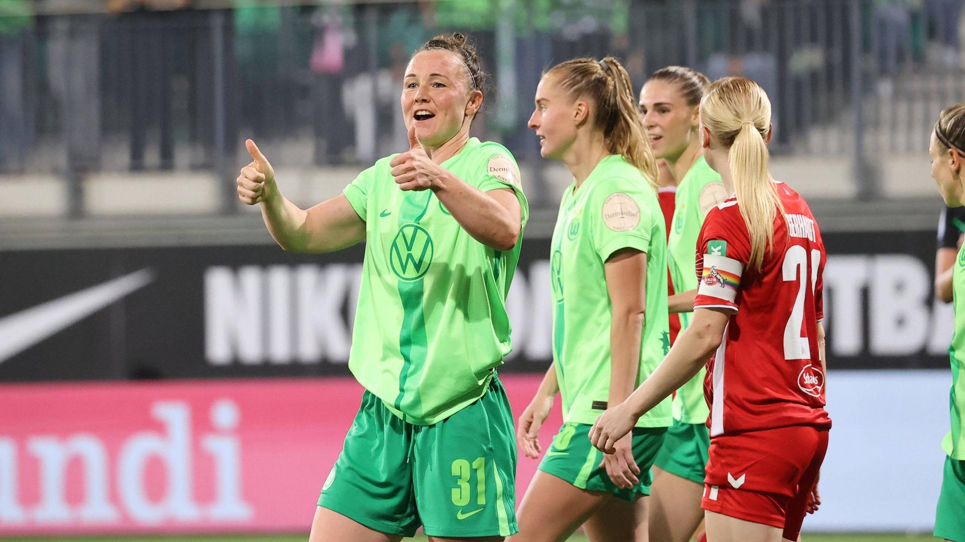 Bayer Leverkusen vs. VfL Wolfsburg: TV, LIVE-STREAM - die Übertragung der Frauen-Bundesliga ...