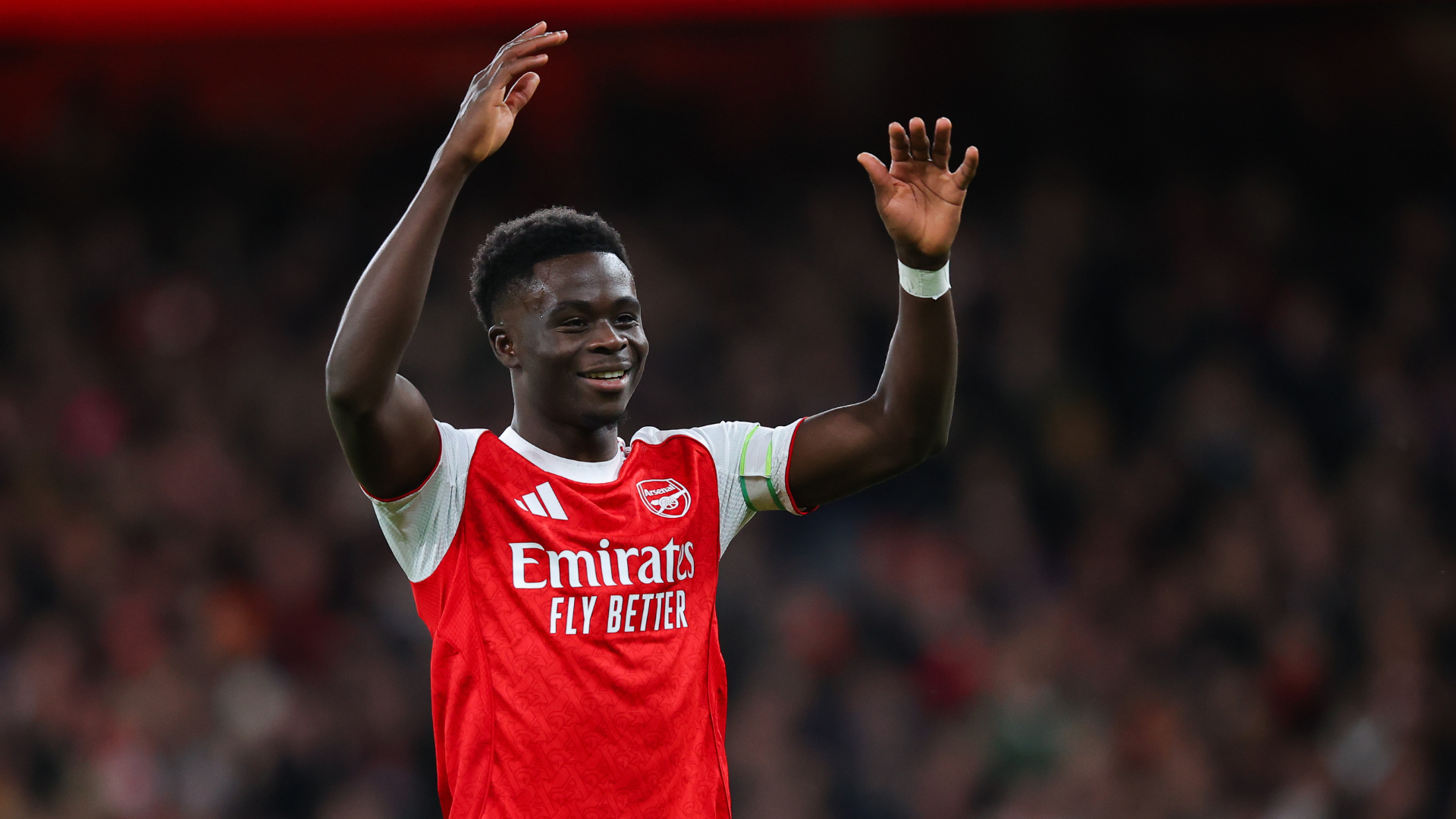 Bukayo Saka no Arsenal até 2031. Recorda os números do "Starboy" | DAZN ...