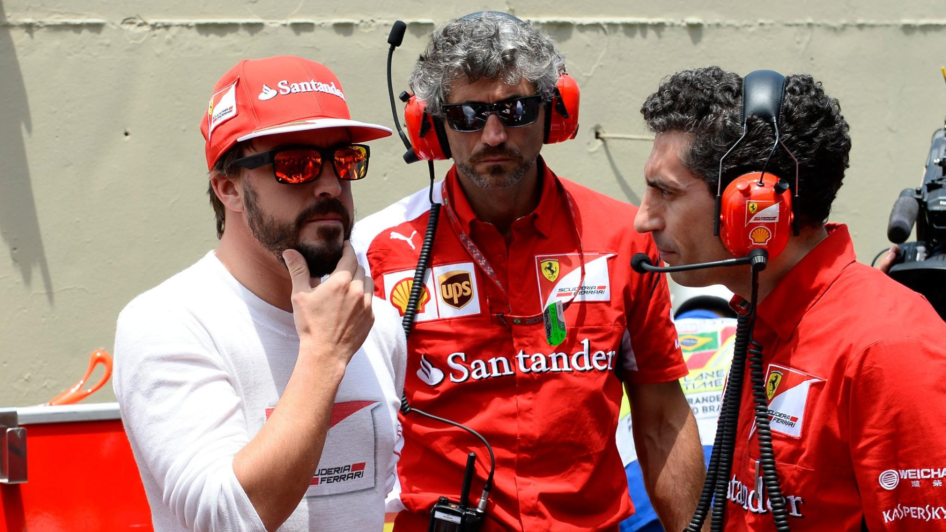 Lewis Hamilton y el reto que le lanza a Ferrari para no pasar por lo que pasó Fernando Alonso ...