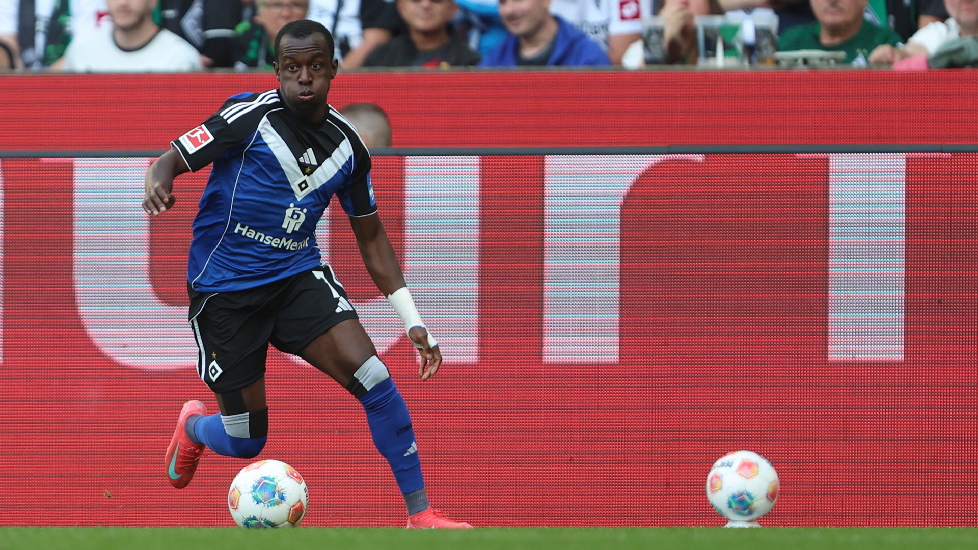 FC Bayern - Hamburger SV (HSV) live: Bundesliga heute im TV und LIVE-STREAM | DAZN News DE