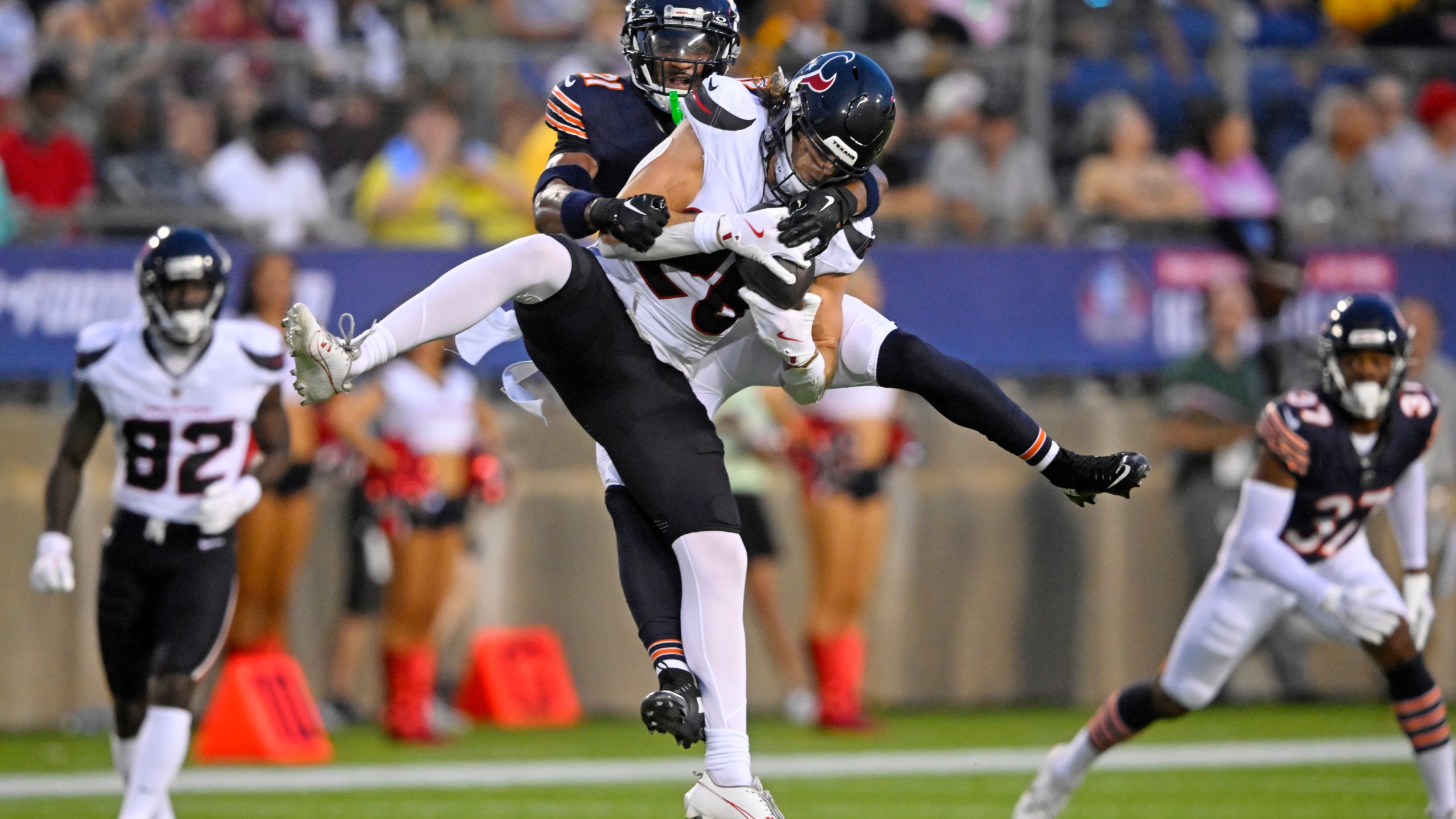 ¿Qué pasó en el Chicago Bears vs Houston Texans y por qué se suspendió ...