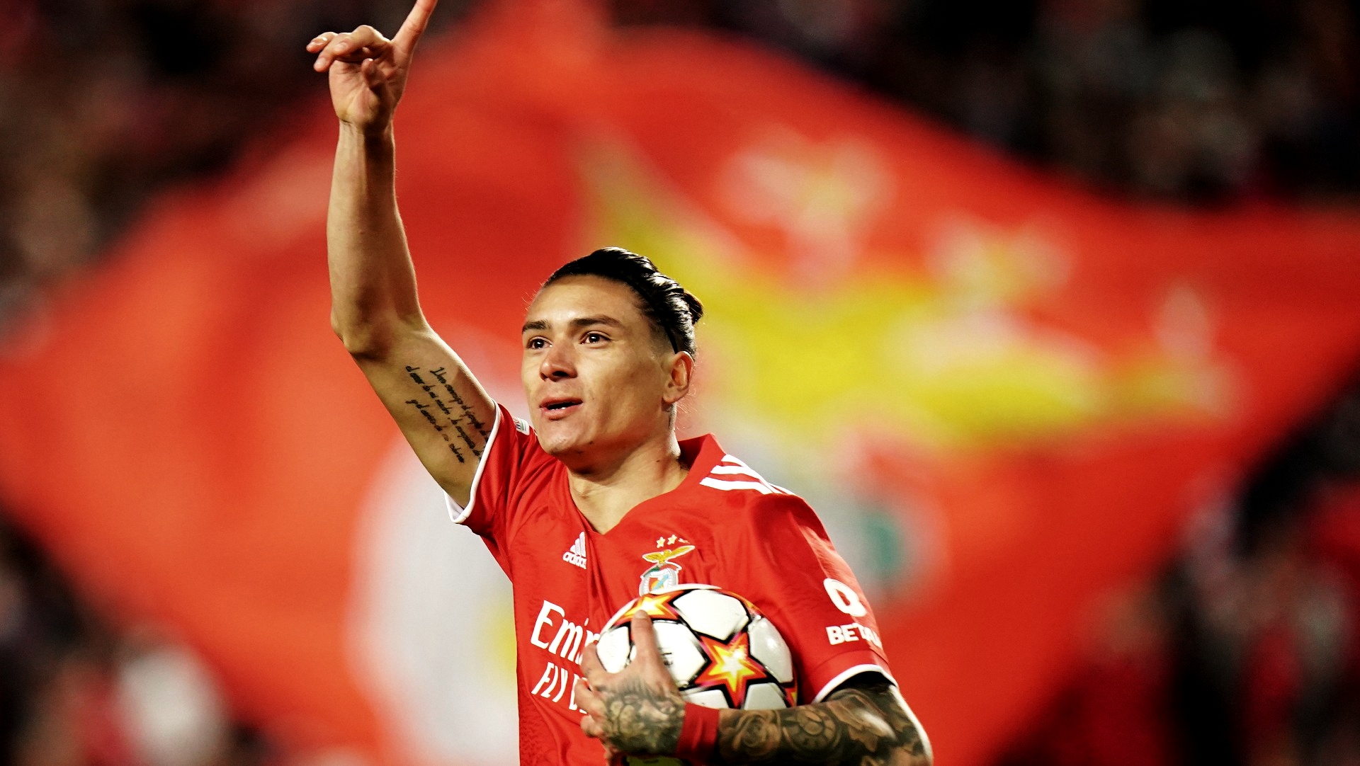 Liverpool, è ufficiale: acquistato Nunez, vestirà la maglia numero 27 ...