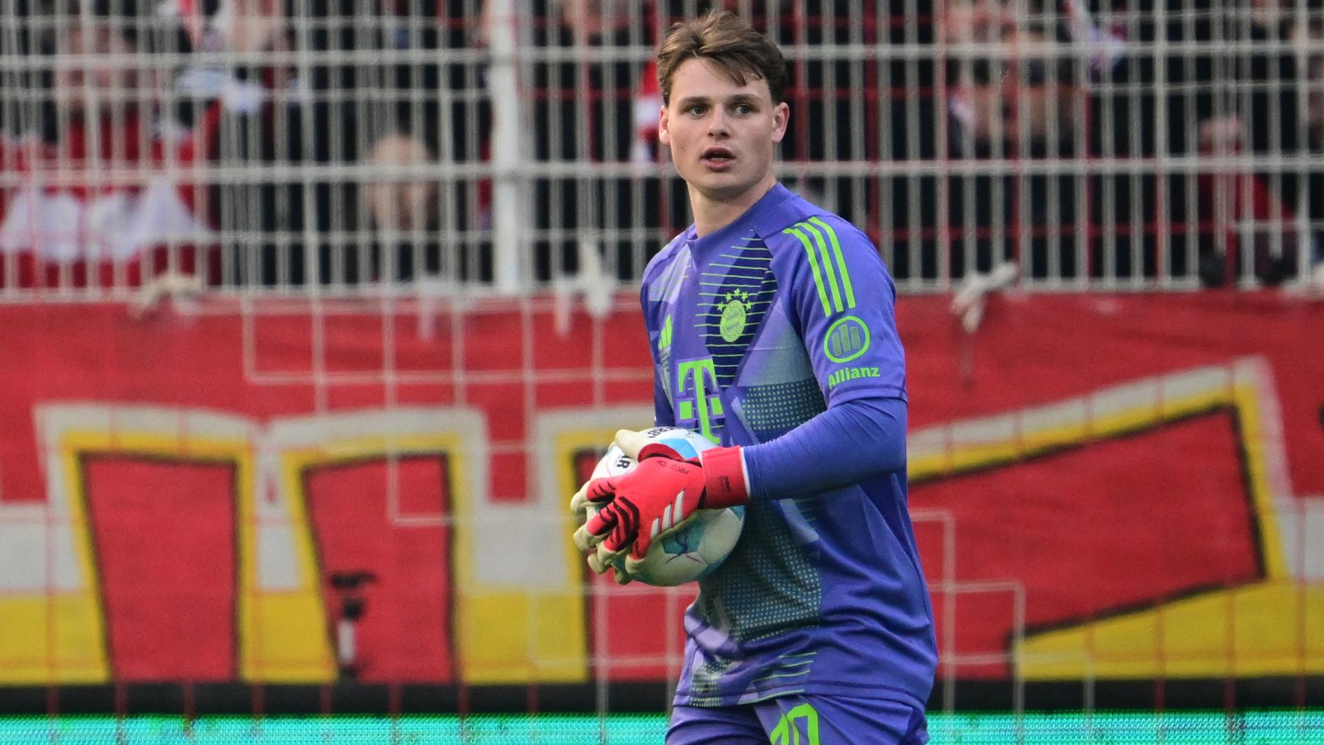 Testspiel: Wer zeigt / überträgt RB Salzburg vs. FC Bayern München im ...