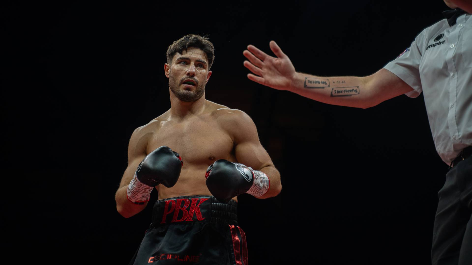 Britain has another world champion after Josh Kelly survives Bakhram ...