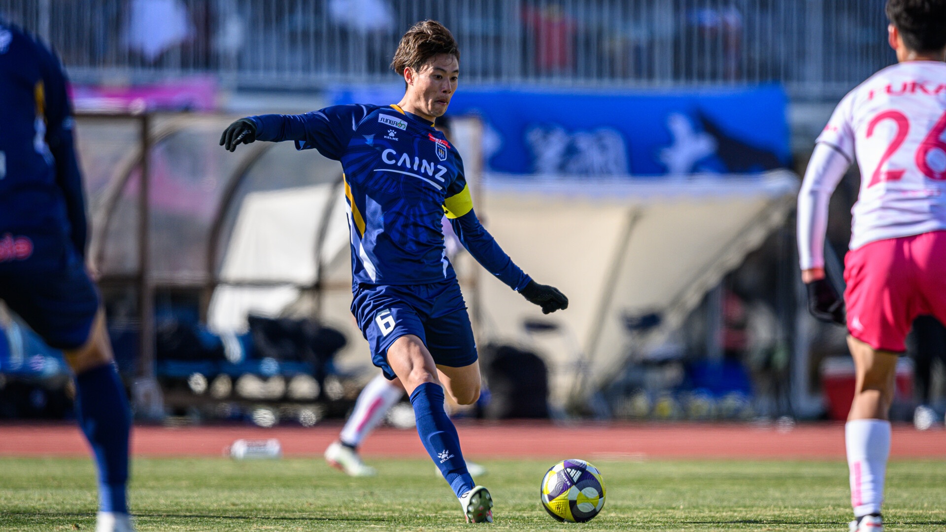 J3群馬、MF米原秀亮の左足関節骨棘切除・靭帯修復術実施を報告…今季リーグ戦12試合出場の27歳 ｜ Jリーグ | DAZN News JP