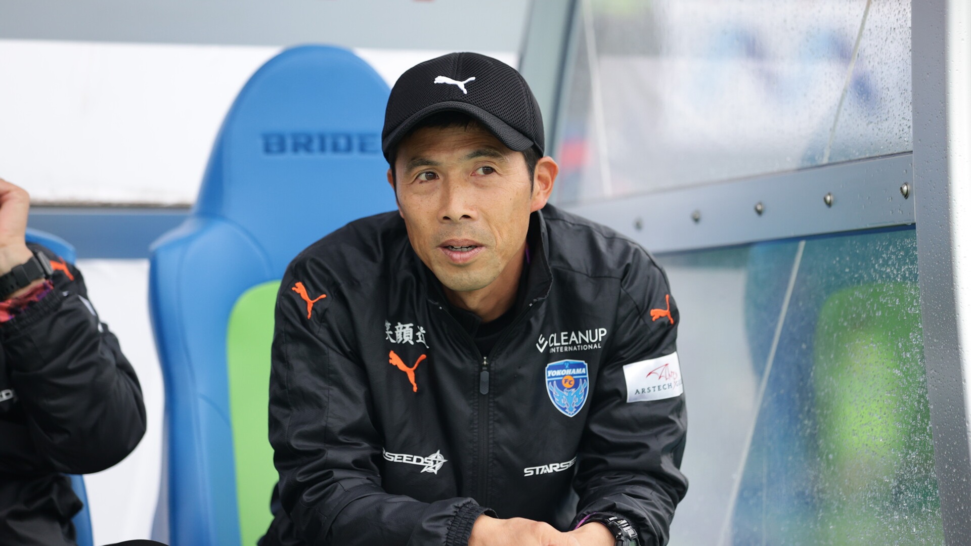J1残留争い中の横浜FCが四方田修平監督を解任…後任は三浦文丈コーチ「最後のホイッスルが鳴るまで…」 ｜ Jリーグ | DAZN News JP