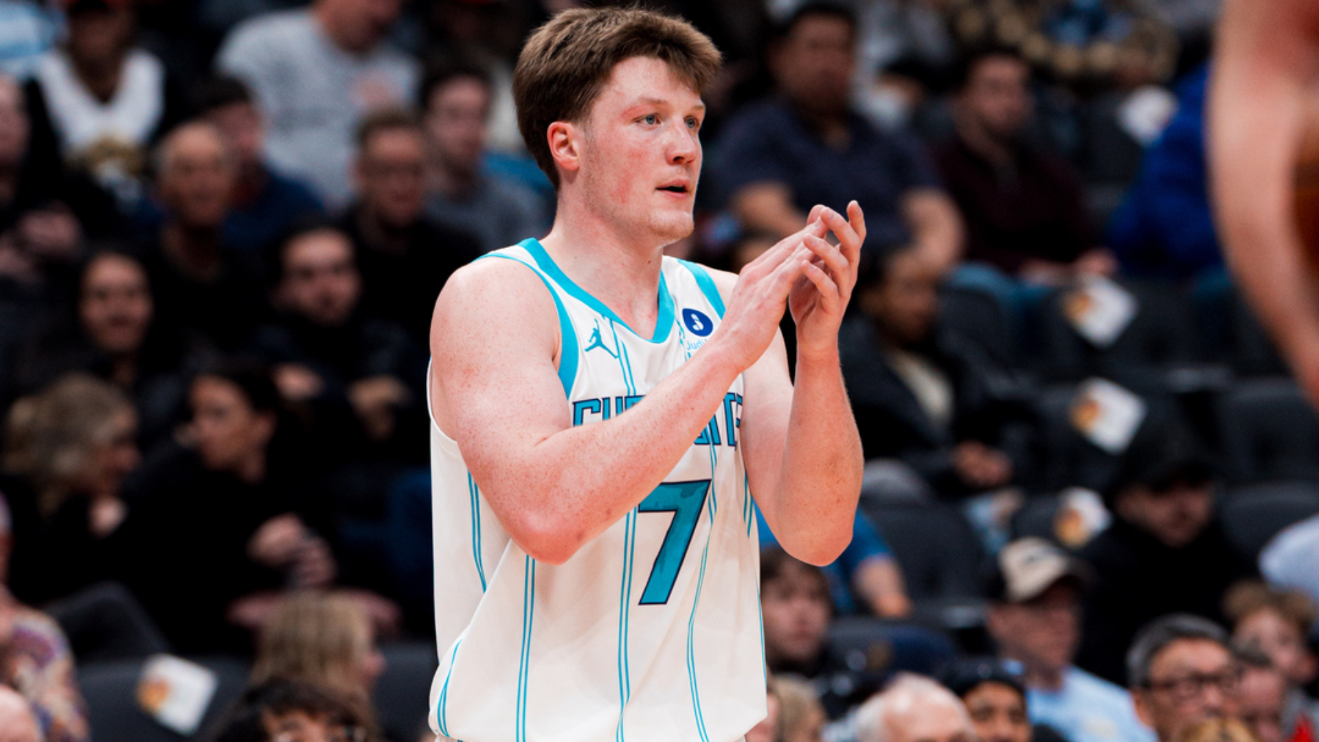 Kon Knueppel, el rookie de Charlotte Hornets que hace historia en la ...