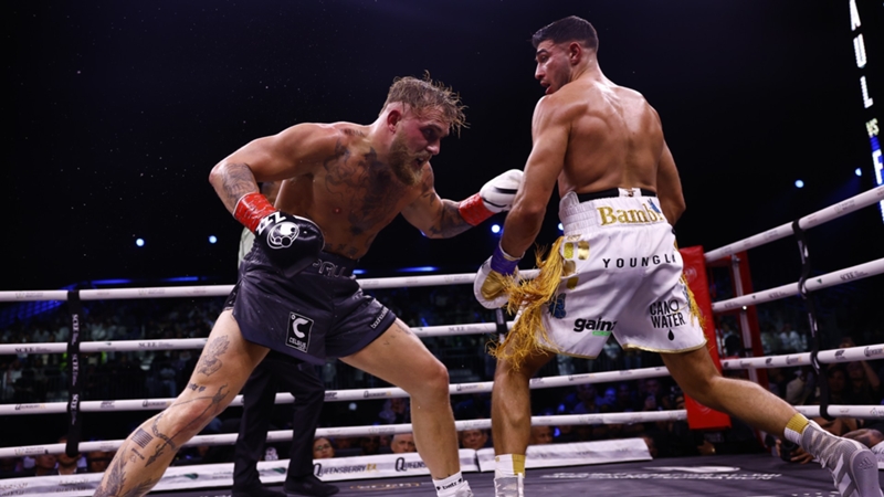 Tommy Fury takes split decision win over Jake Paul | DAZN News CA