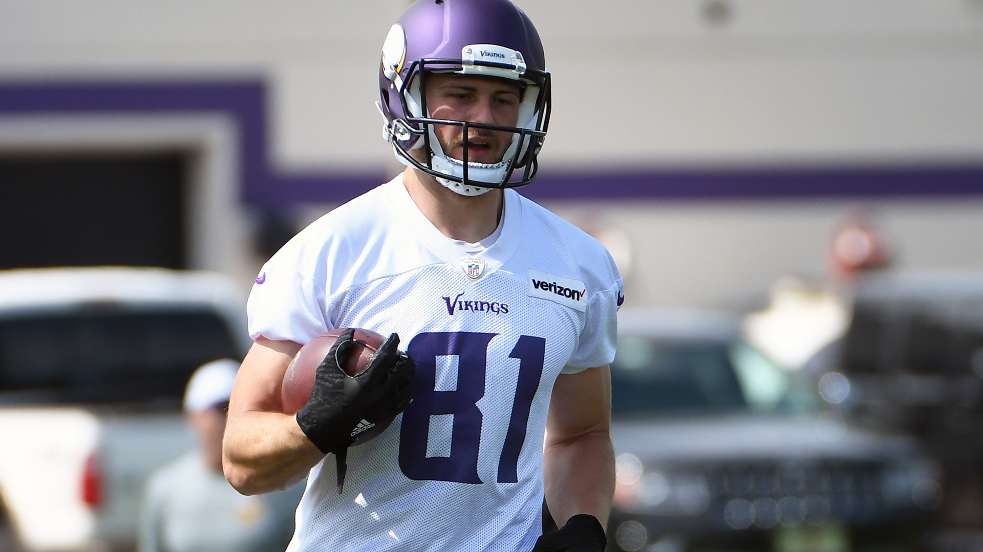 Ehemaliger Vikings Draft Pick: Was macht Moritz Böhringer jetzt? | DAZN ...