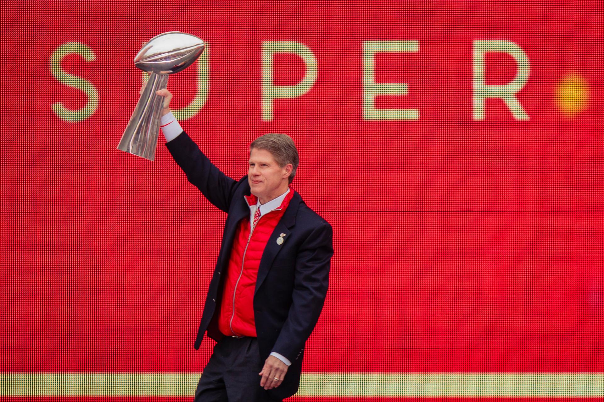 NFL : DAZN a rencontré Clark Hunt, PDG des Kansas City Chiefs | DAZN ...