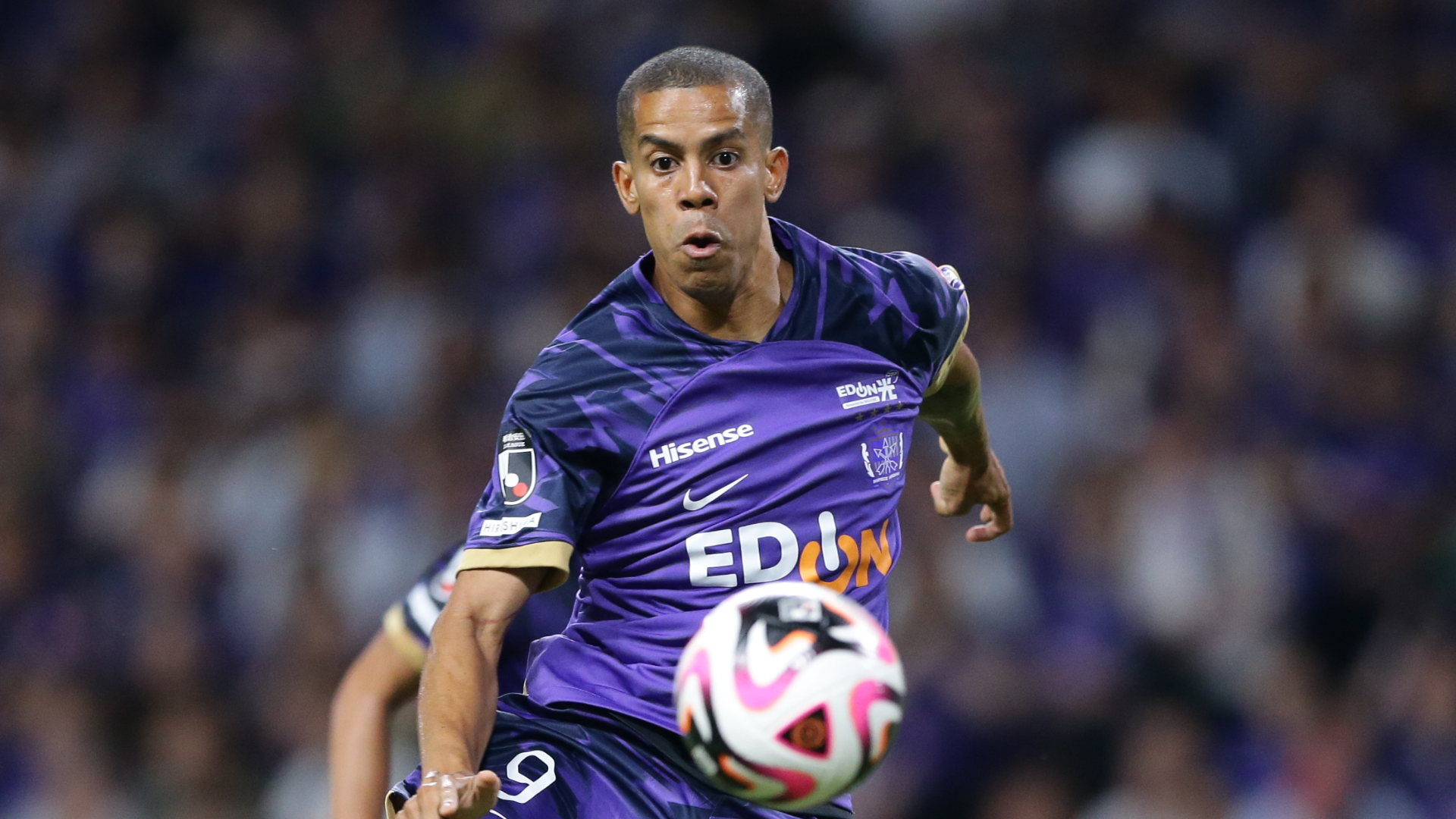 広島、在籍6年間のFWドウグラス・ヴィエイラと契約満了 | Jリーグ | DAZN News JP