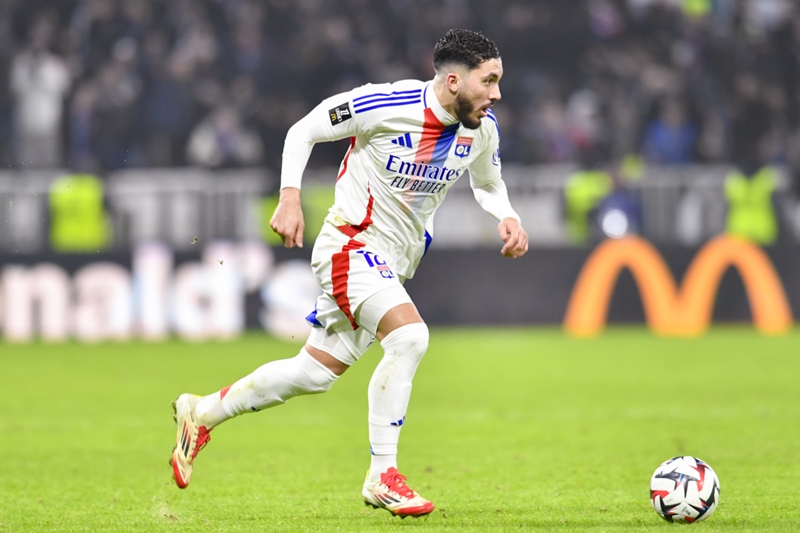 Ligue 1: Rayan Cherki au service de son équipe | DAZN News FR