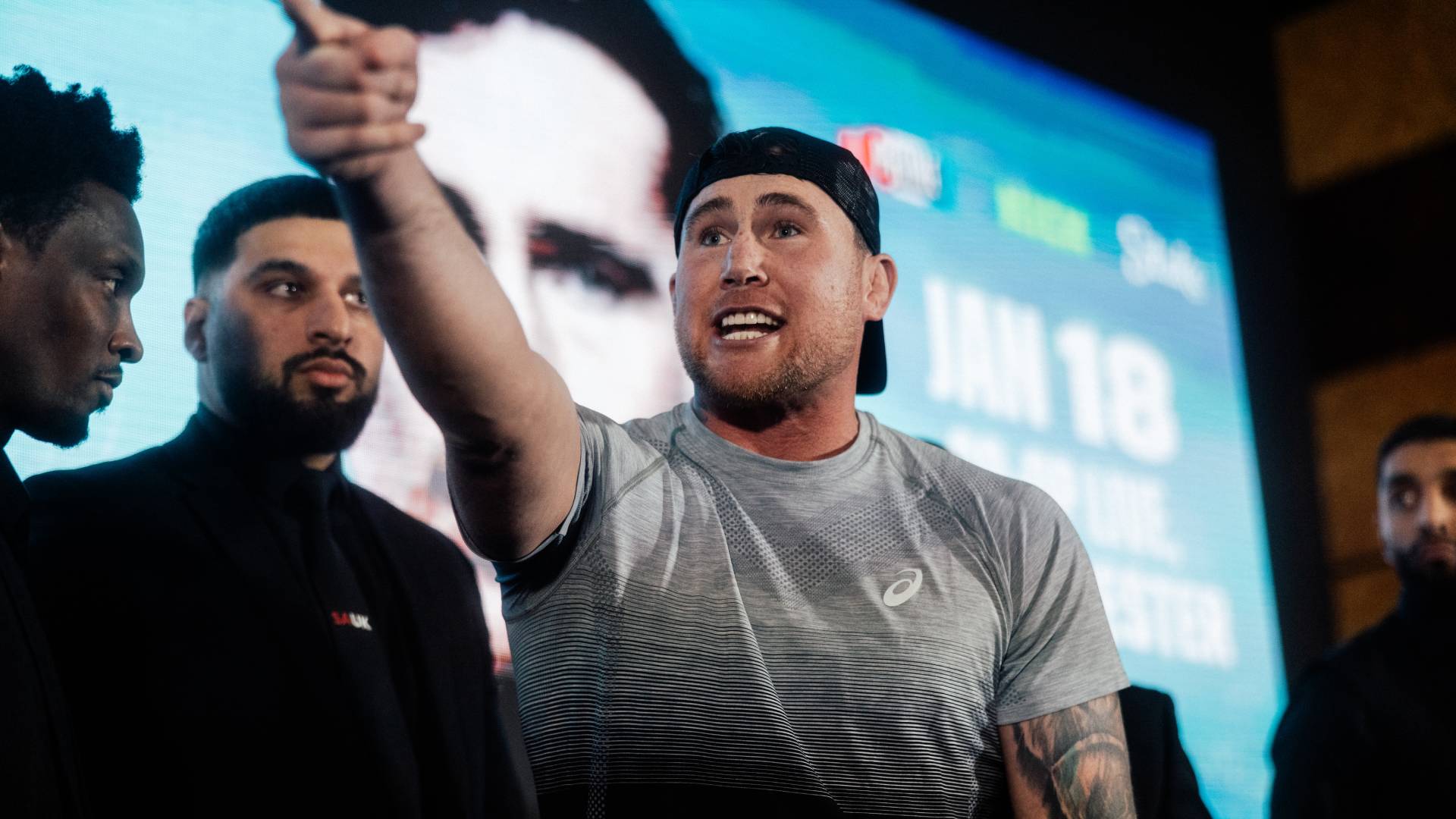 'I'm going to break him in half!" - Darren Till promises brutal ...