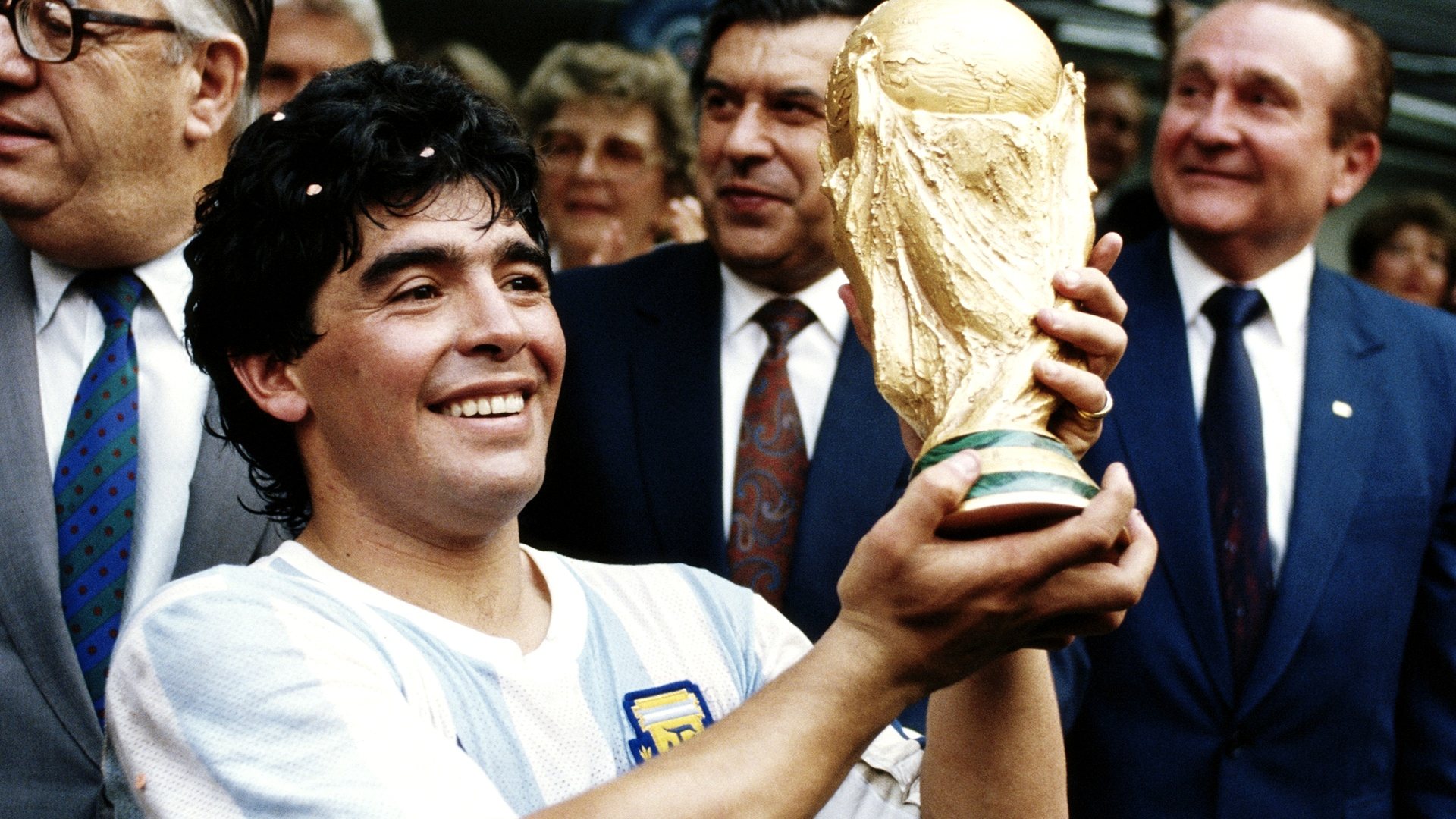 40 años del Tratado de Ética de Maradona en el estadio Azteca | DAZN ...