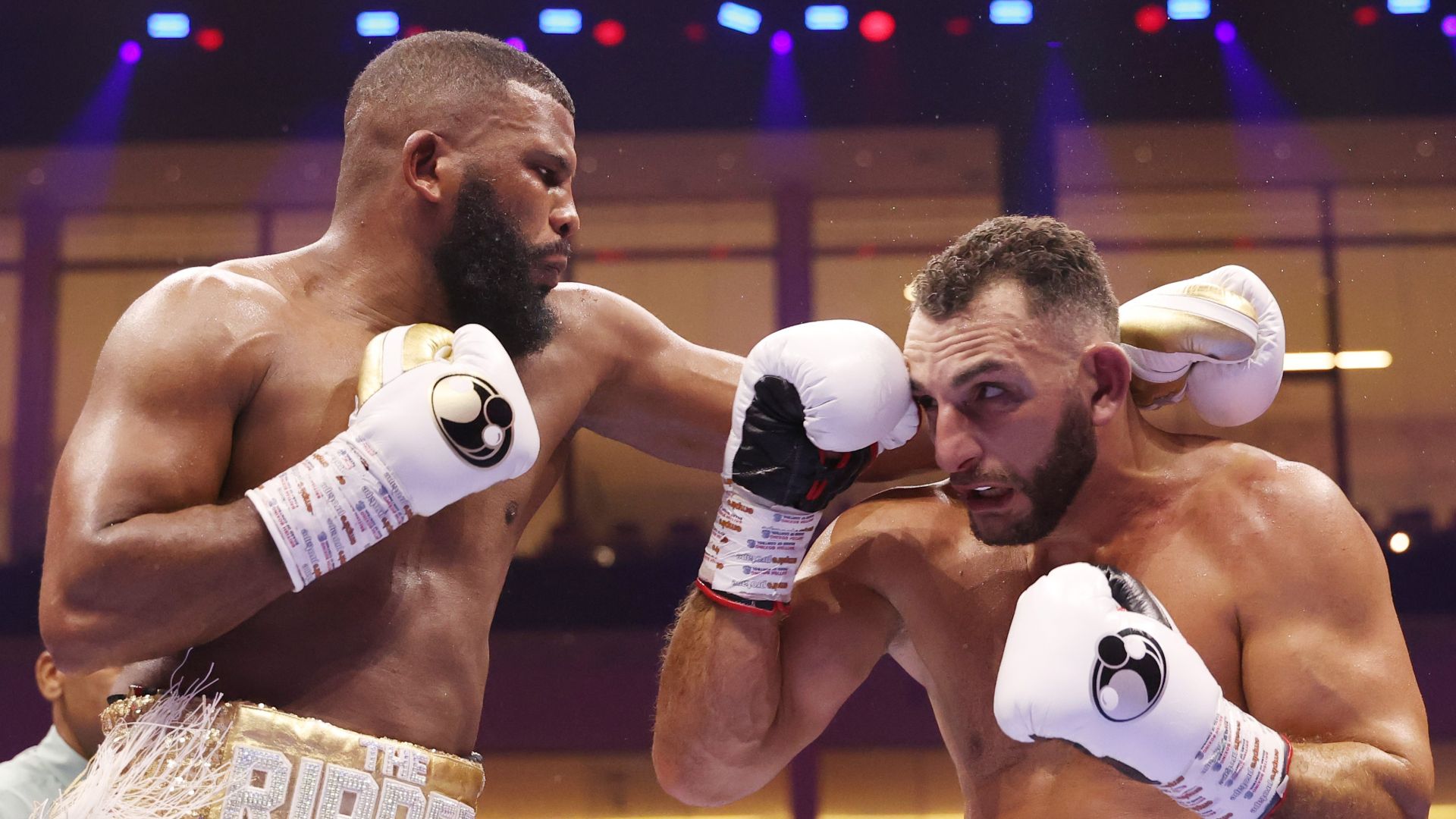 Noel Mikaelian prend sa revanche sur Badou Jack dans un combat ...