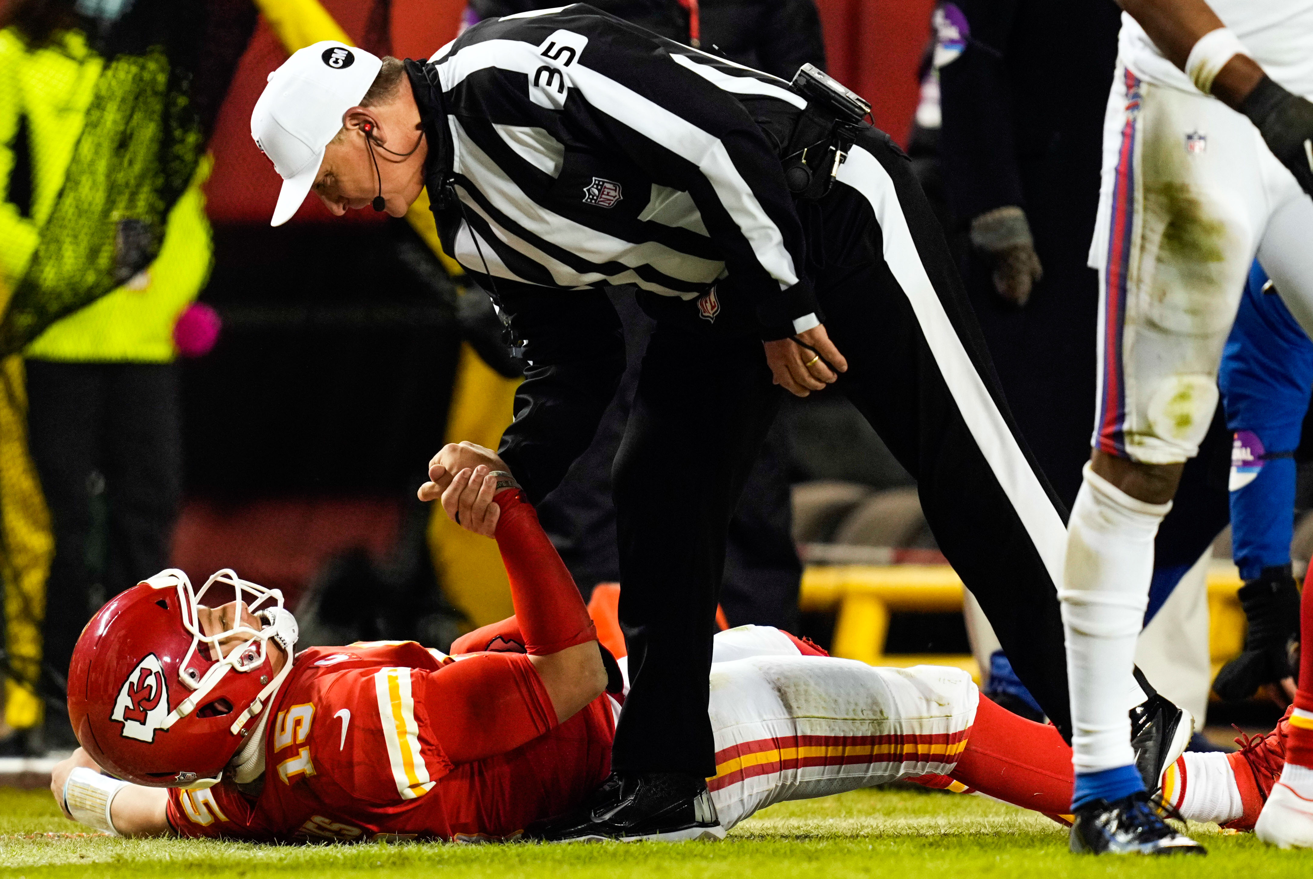 Patrick Mahomes, lesionado: qué le pasa, qué lesión tiene, cuánto ...