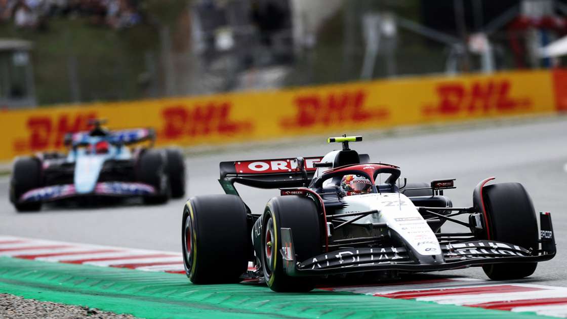 「オコンと長く競った…ユウキは素晴らしいドライビング」アルファタウリ幹部、5秒ペナルティでP9→12位も角田裕毅のレース内容を称賛｜F1 | DAZN News 日本