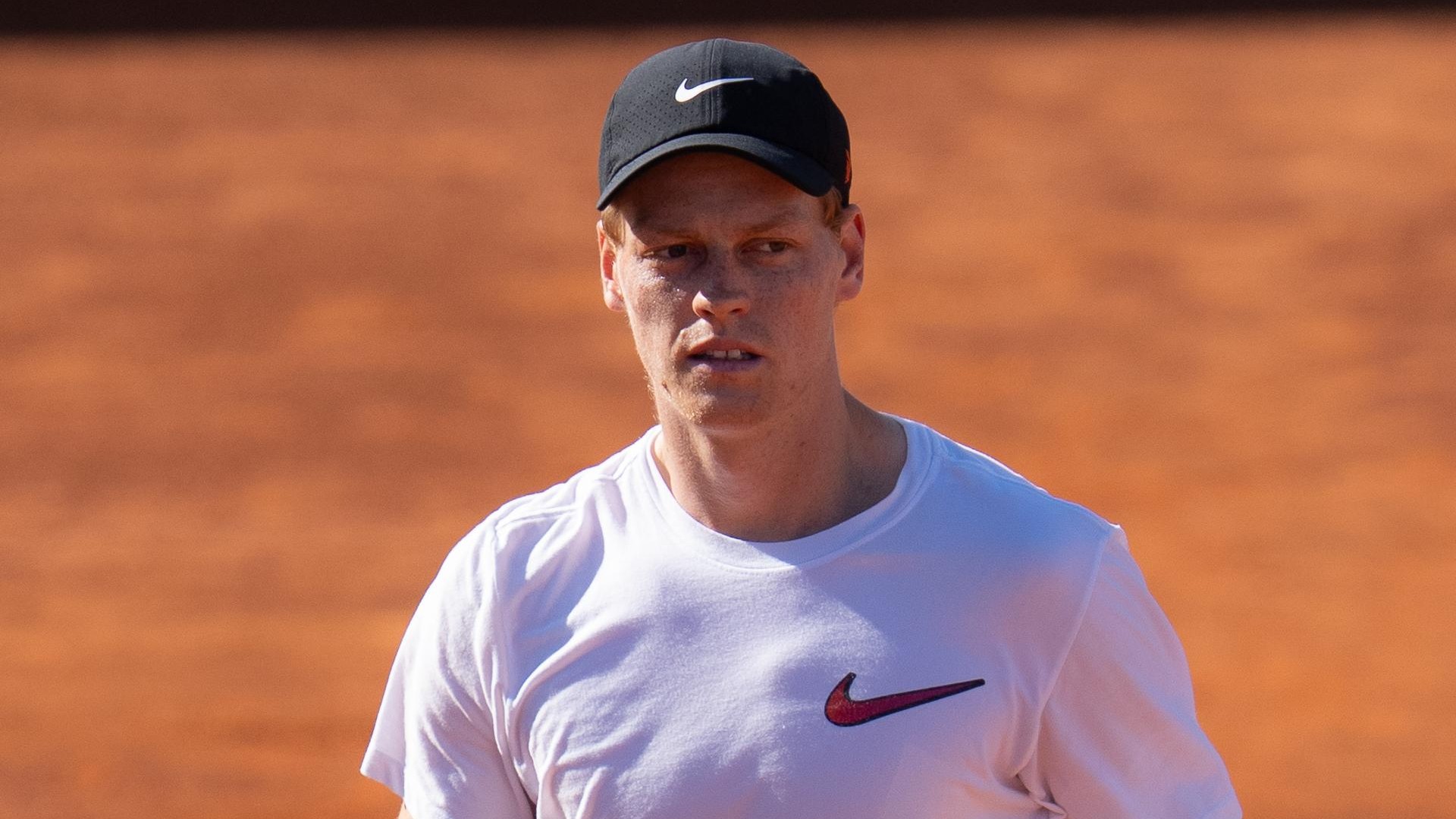 Jannik Sinner vs Jiří Lehečka en Roland Garros 2025: cuándo es, fecha, a qué hora es, canal, TV ...