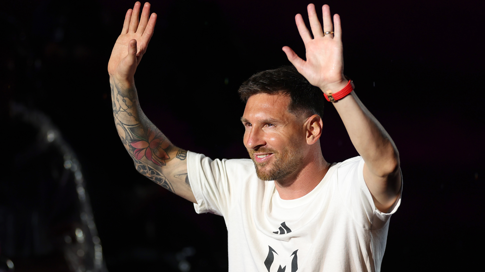 Leo Messi y la loca ovación en su debut en el Mundial de Clubes FIFA ...