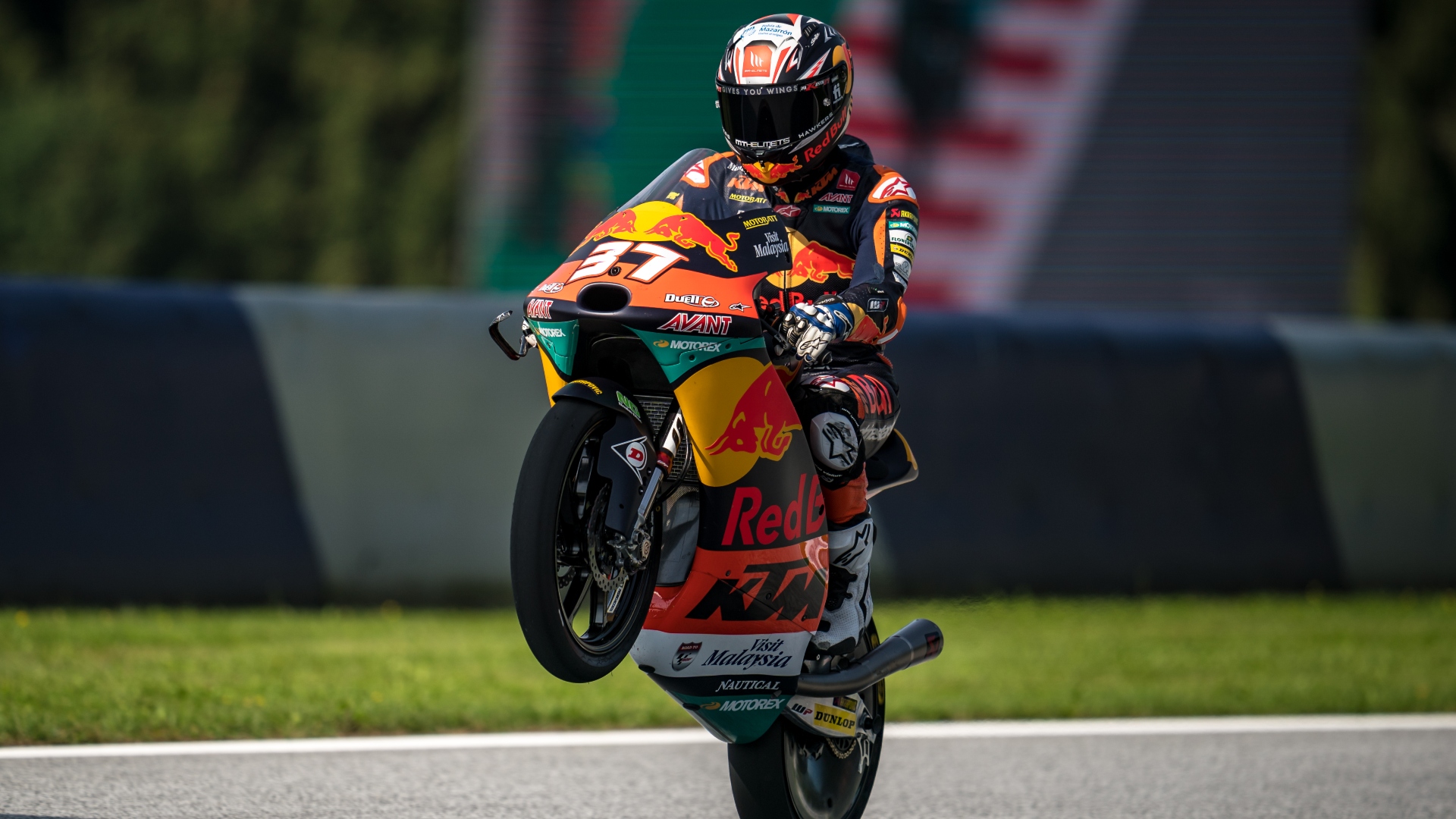 Pedro Acosta y la tierna historia que esconde su nuevo número en Moto2: ¡ya no es el 37! | DAZN ...